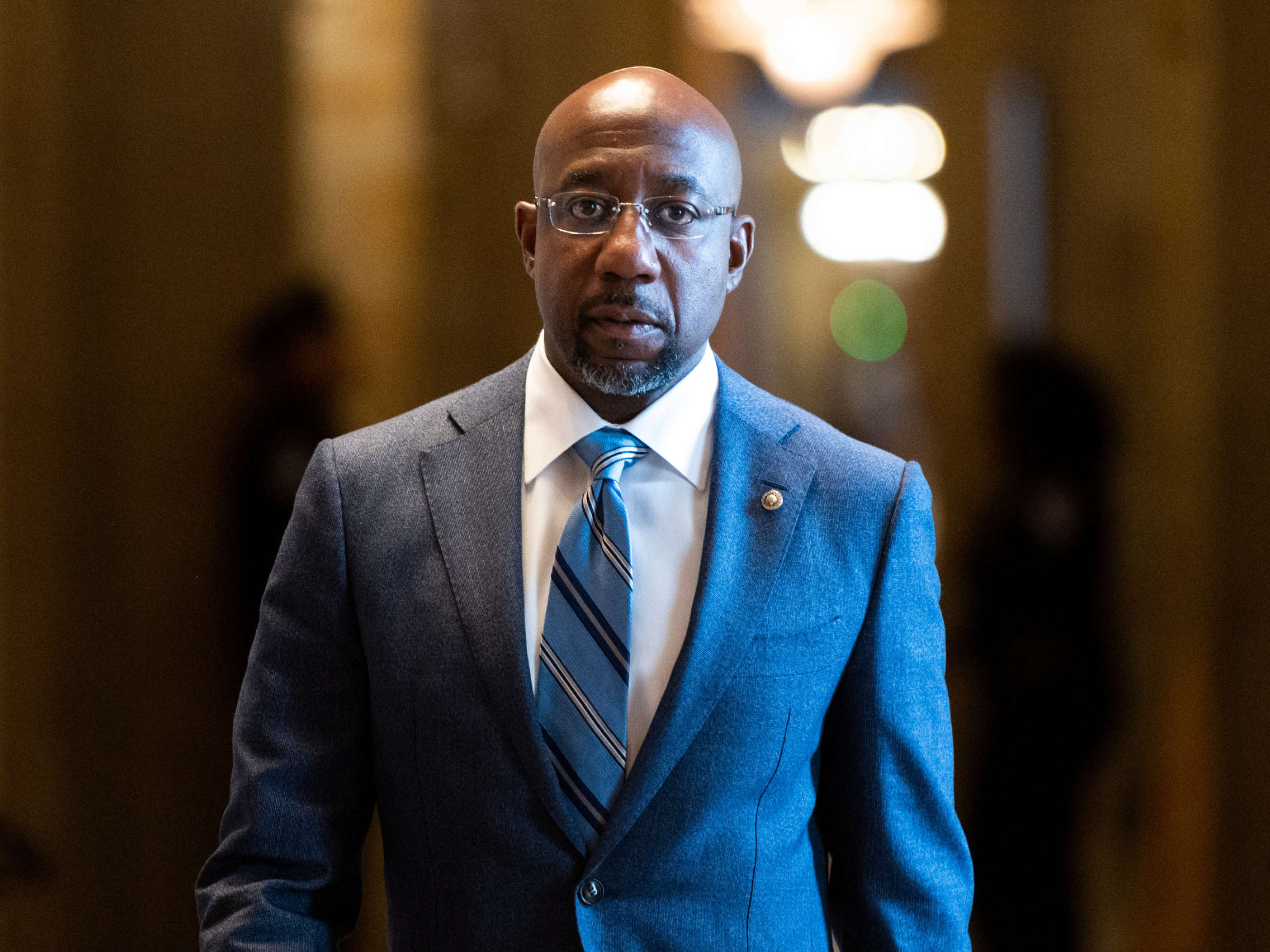 Poll Shows Warnock Leading Walker, Abrams Tied With Kemp, in Georgia ...