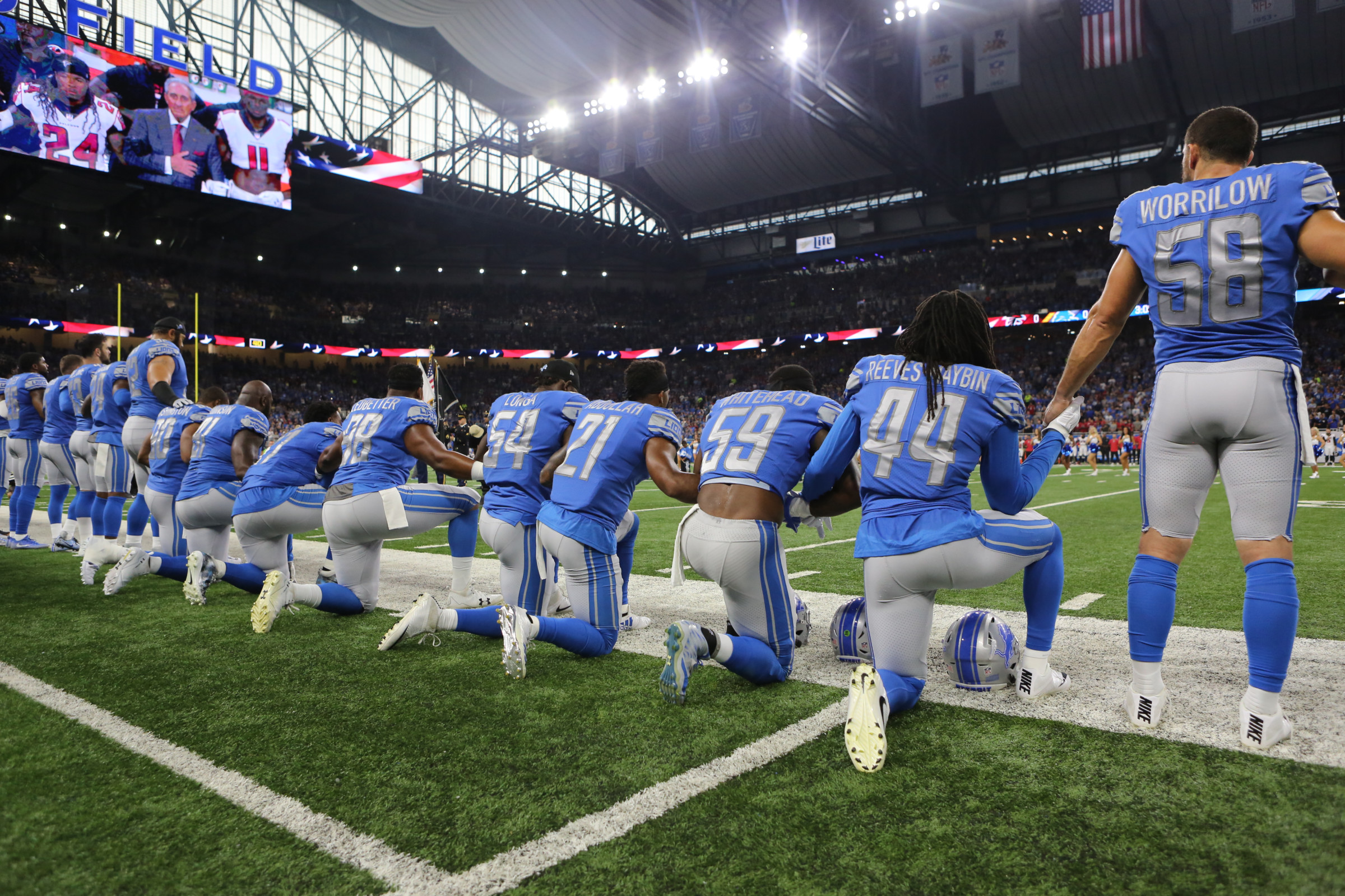 How the NFL Players’ Union Can Block the League’s New Ban on Protests ...