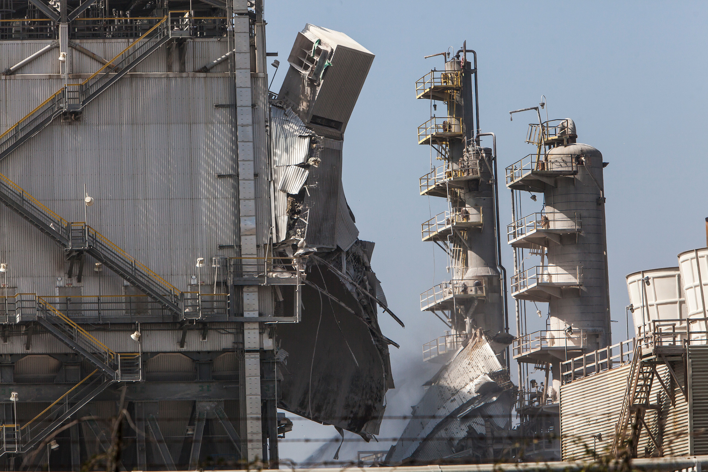 US Refineries Persist in Using Toxic Acid, Despite Safer Alternatives ...