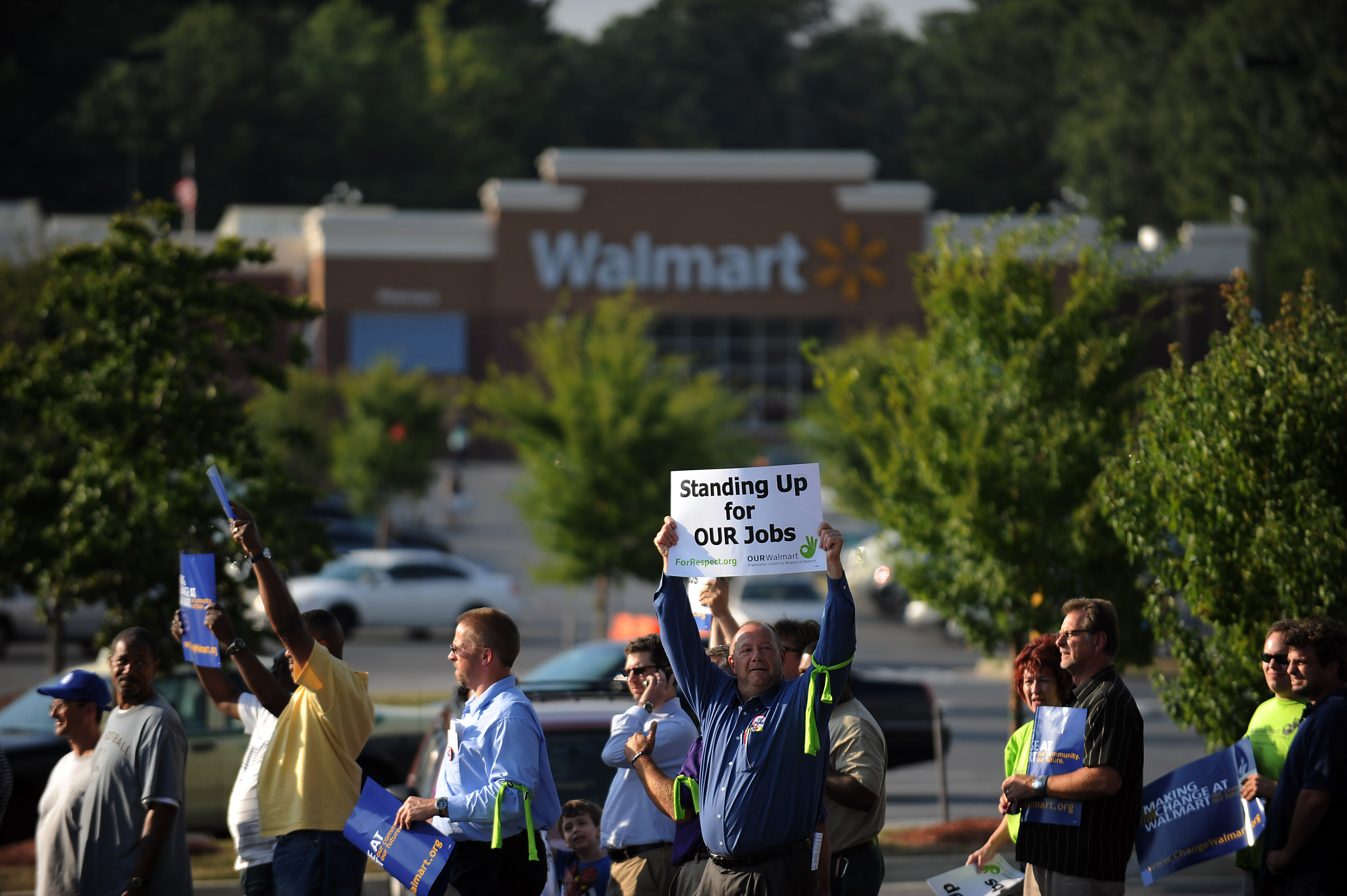 The STOP Walmart Act Is Rewriting the Rules of Stock Buybacks | Truthout