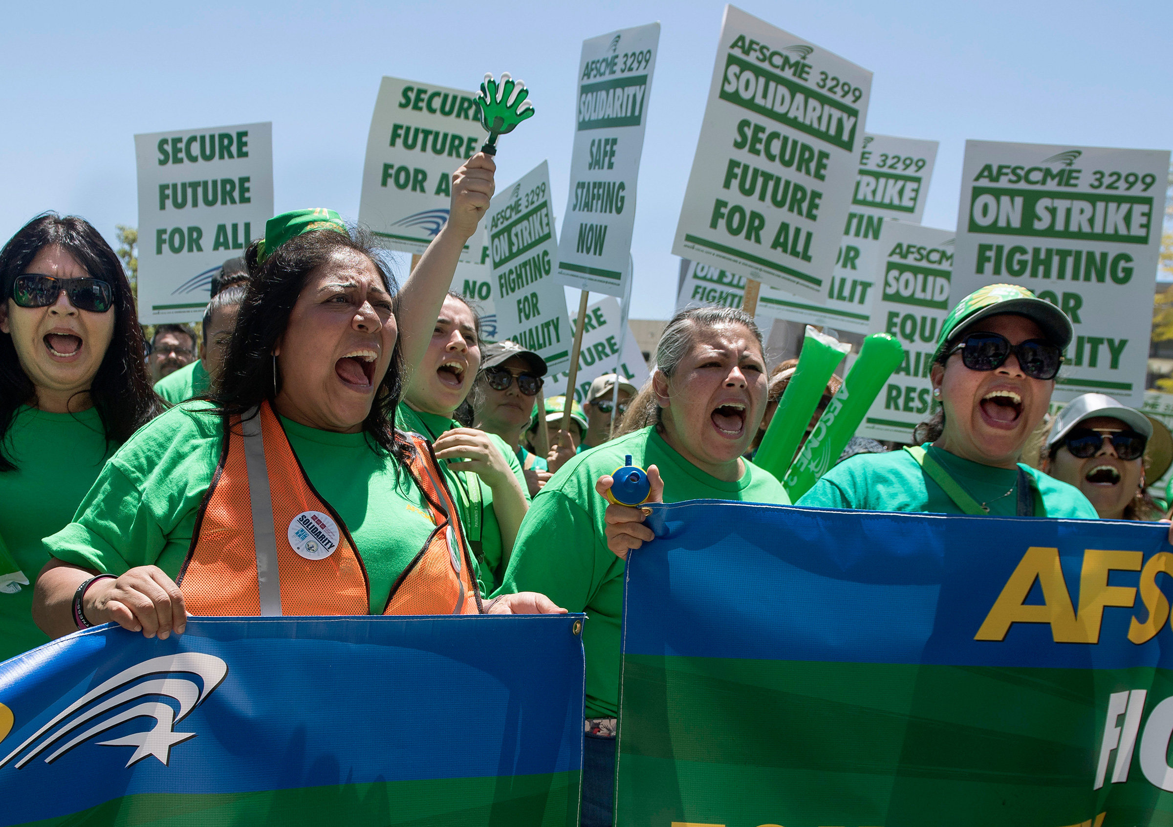 AFSCME Workers Find Their Power on the Picket Line | Truthout