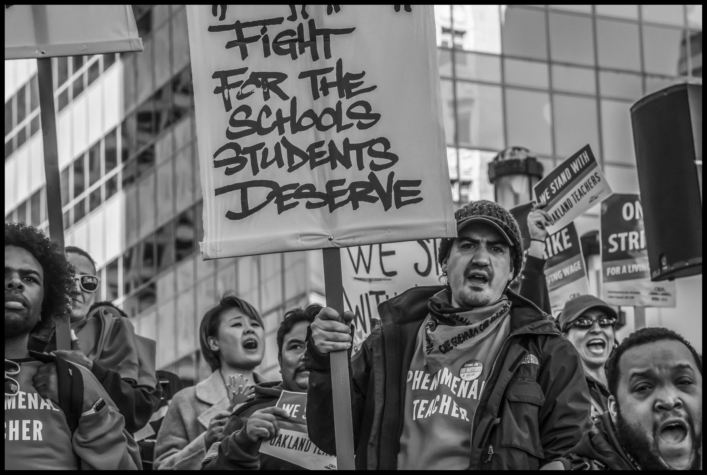 Photo Essay: Oakland Teachers Fight for Public Education | Truthout