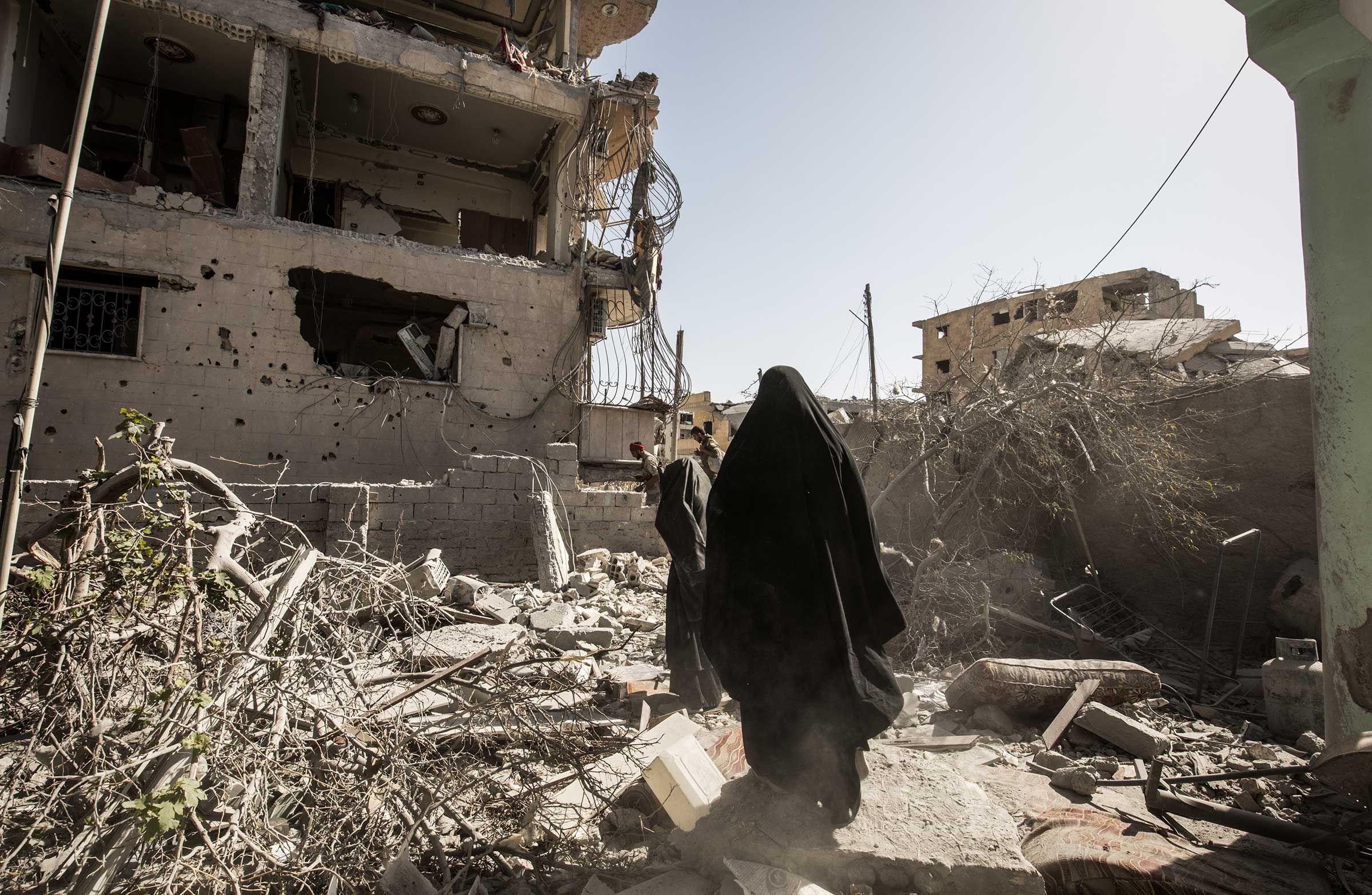 US-Led Bombing Campaign in Syria Killed 1,600 Civilians, Leaving Raqqa ...