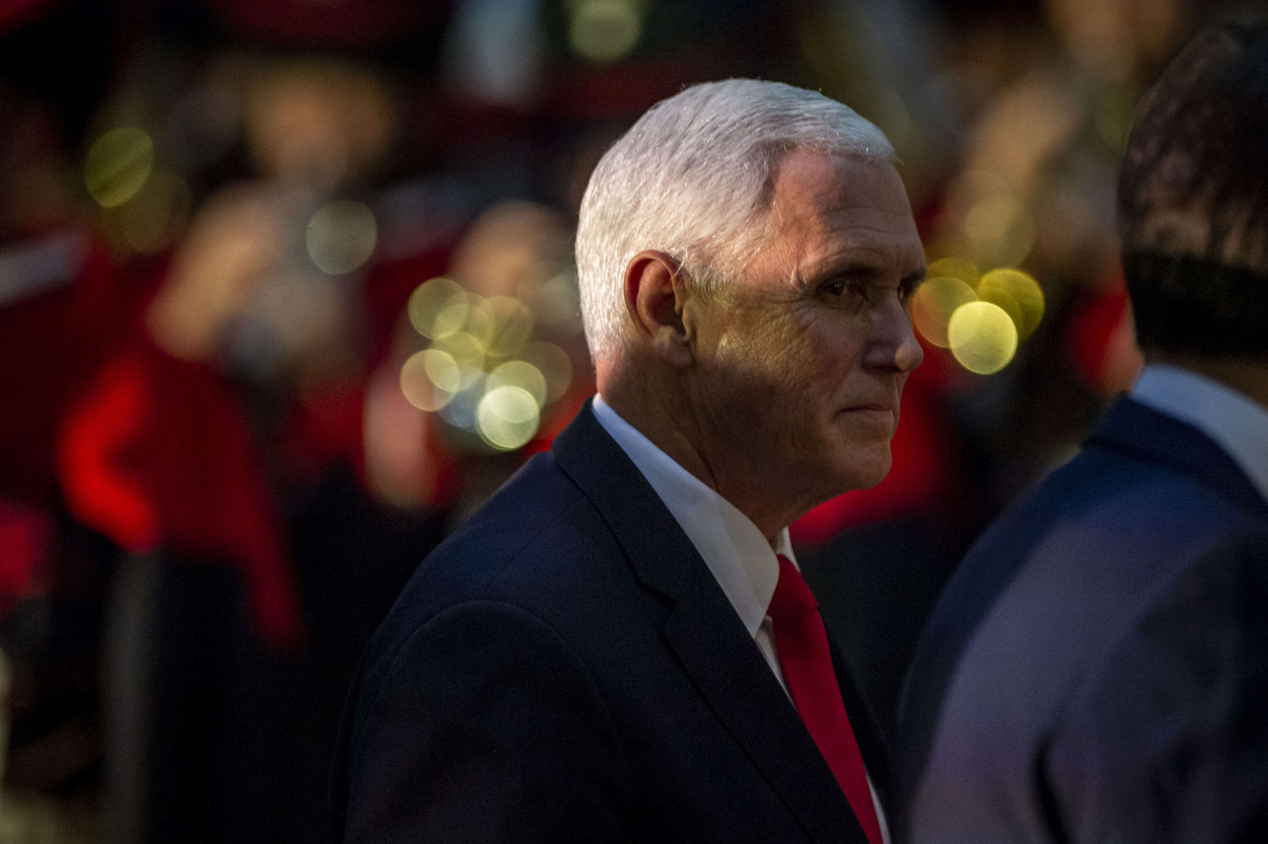 Video of ER Doctor Confronting Mike Pence Over Trump Medicaid Cuts Goes ...