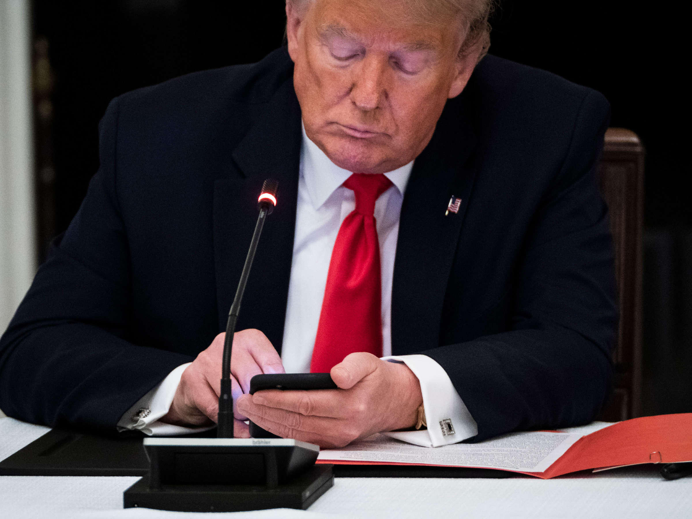 Trump Outraged That His Social Media Site Has Had Many Problems So Far ...