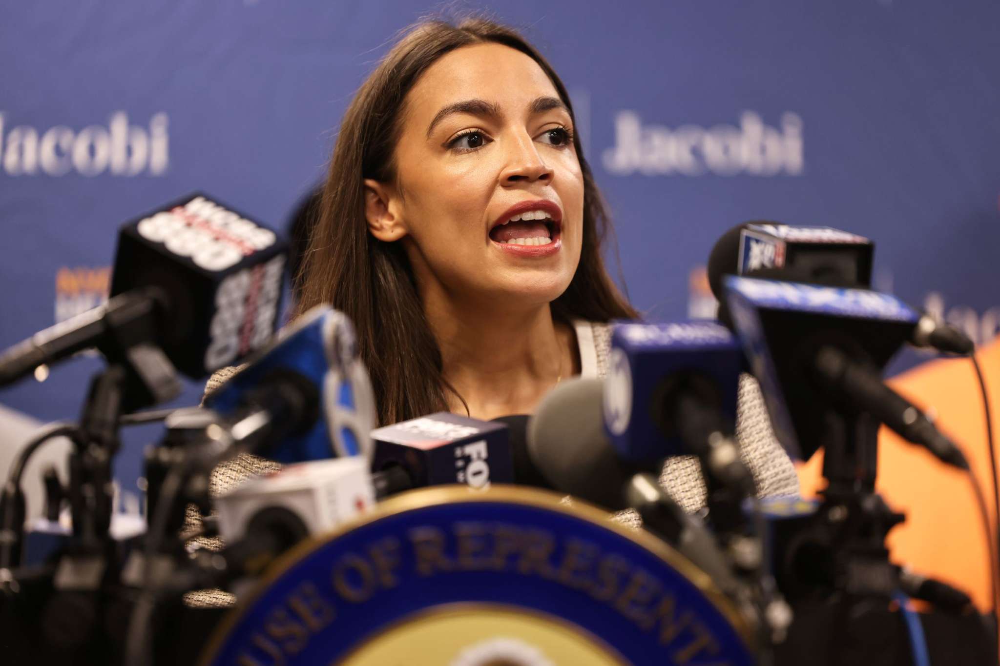 AOC Blasts Manchin for Dark Money Ties, Suggests He’s “Intertwined ...