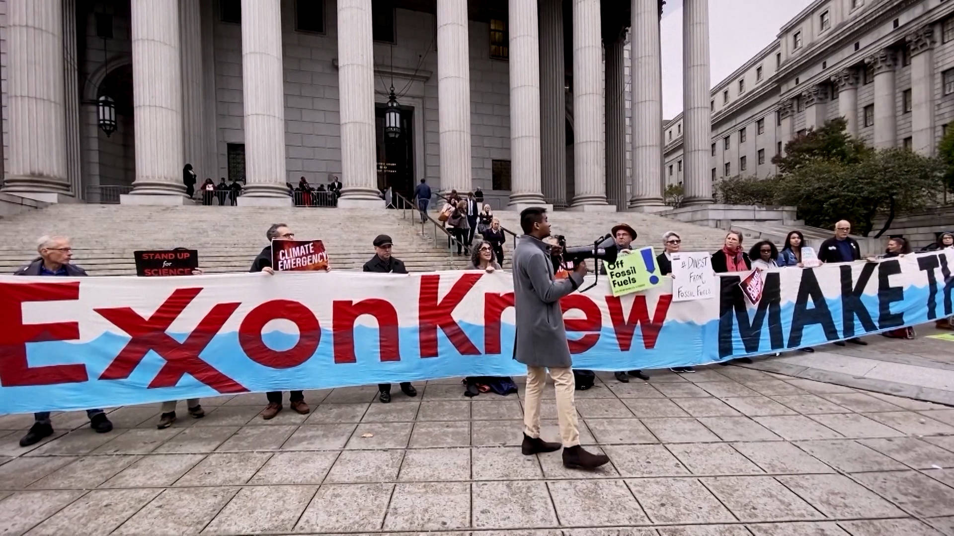 Exxon Lobbyists Tricked Into Naming Senators They Use to Block Climate ...