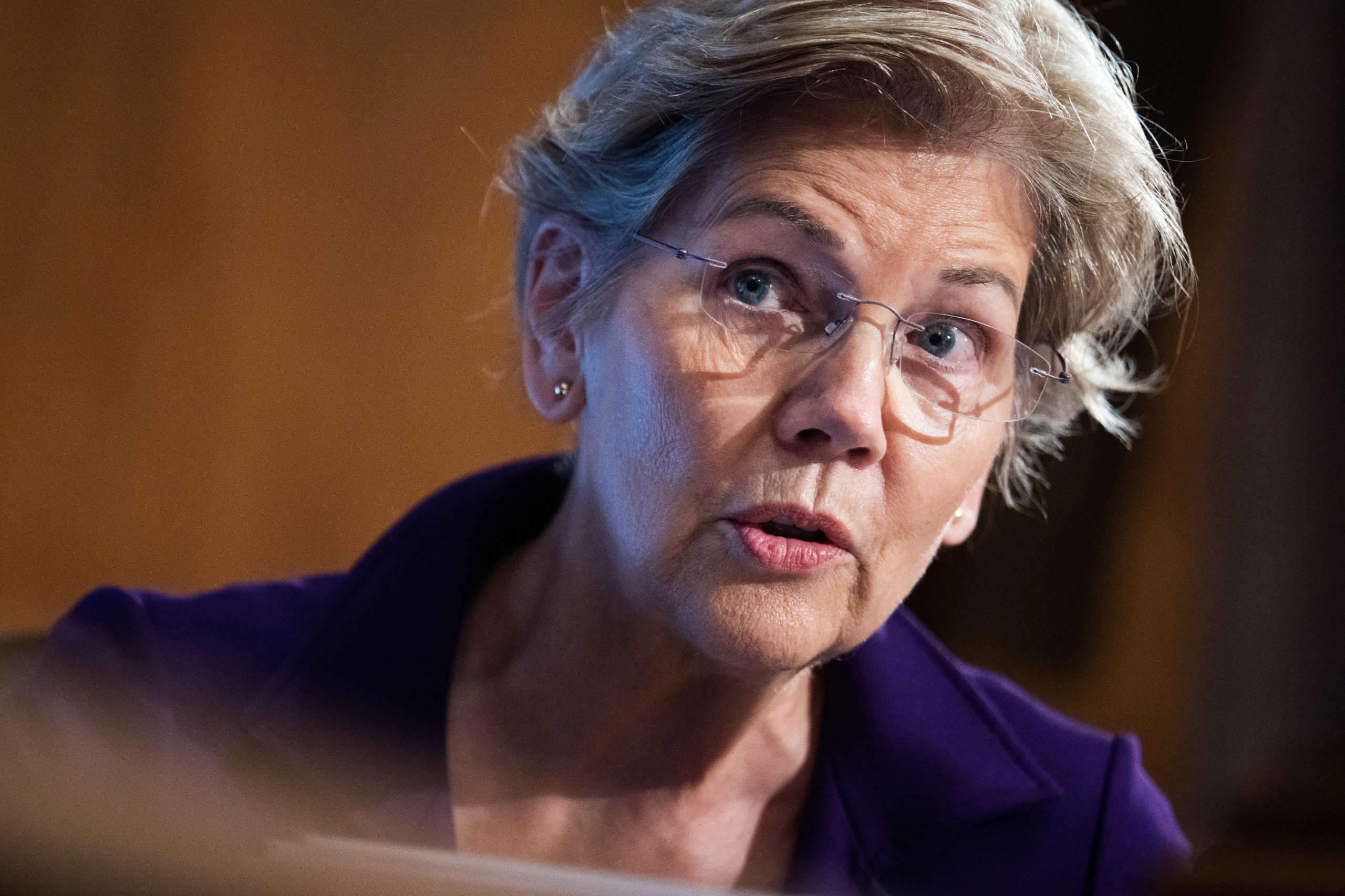 Warren Says Democrats Are Working on a Bill to Tax Big Oil’s Windfall ...
