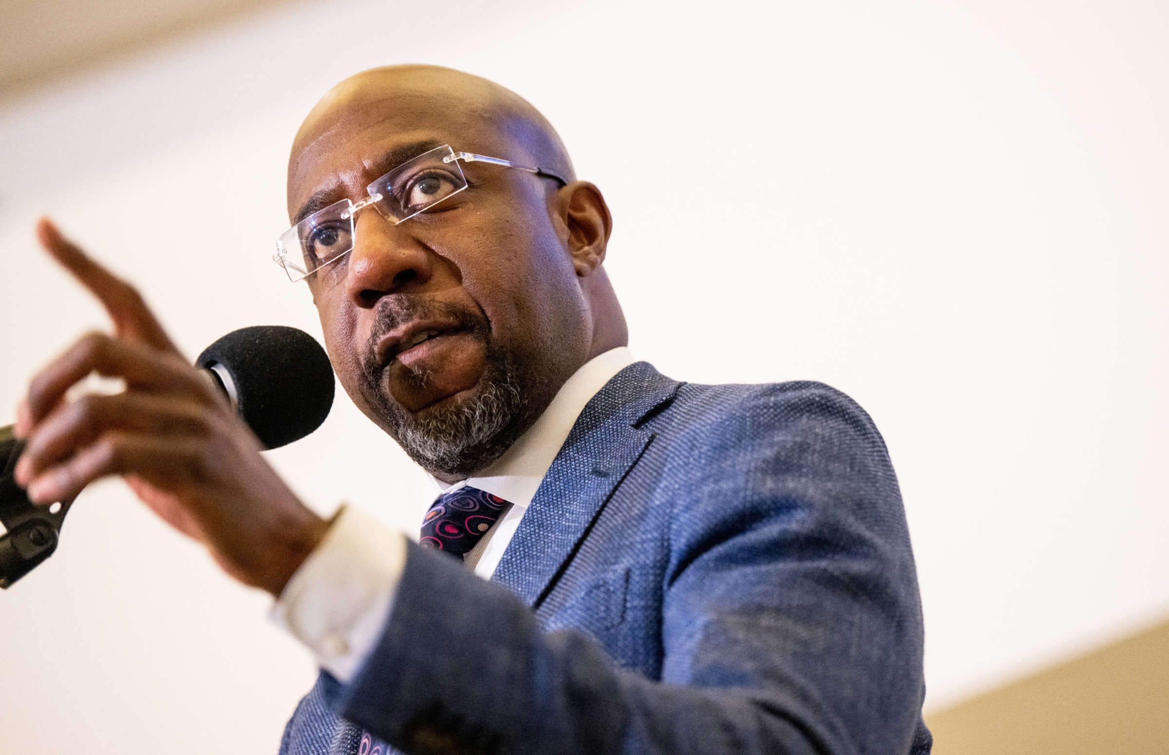 Raphael Warnock Leads Herschel Walker by 4 Points in Runoff Election ...