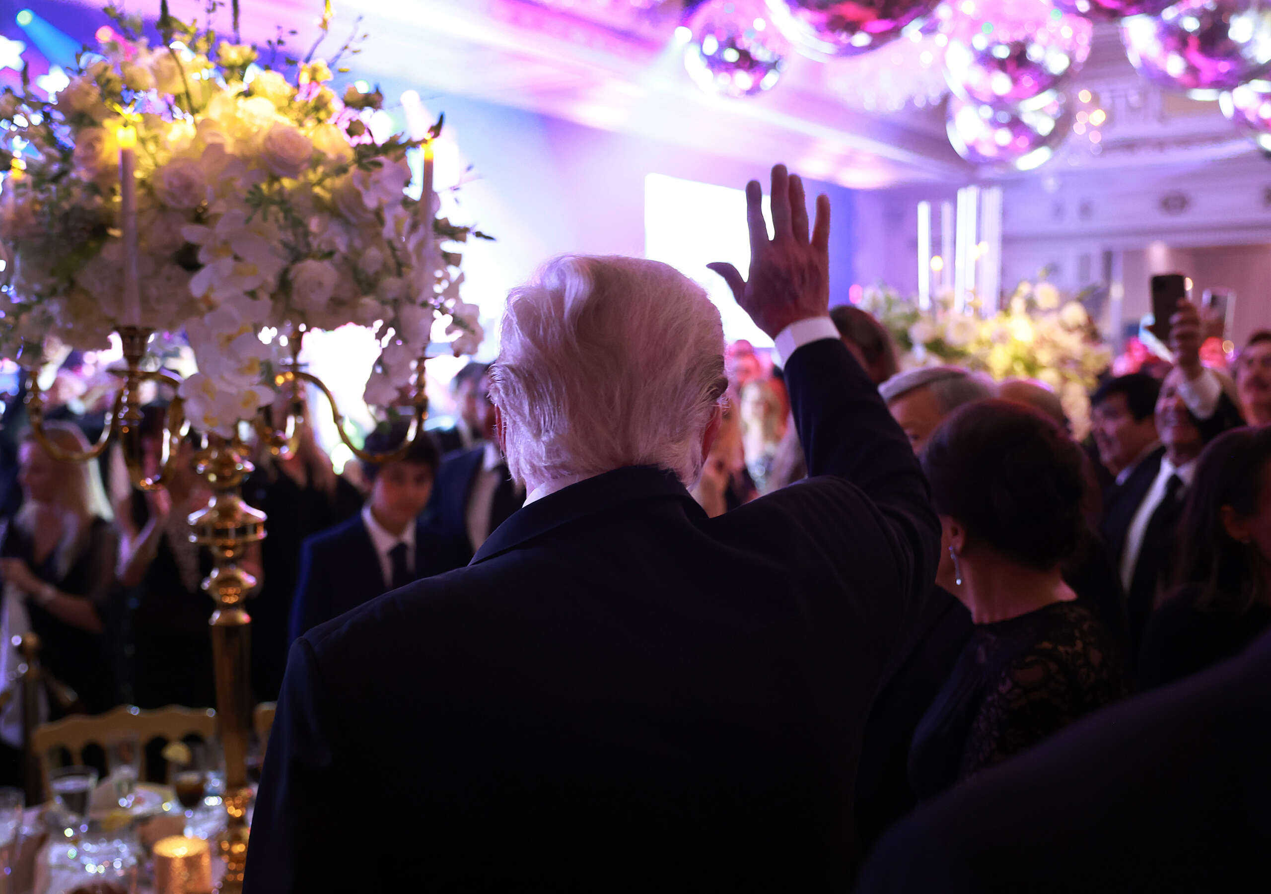 Donald Trump Gets 1 Vote for Speaker as McCarthy Loses for 7th and 8th ...
