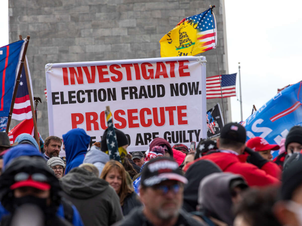 Sanders: Trump Lies About Harris’s Crowd Sizes Is Prep Work for ...