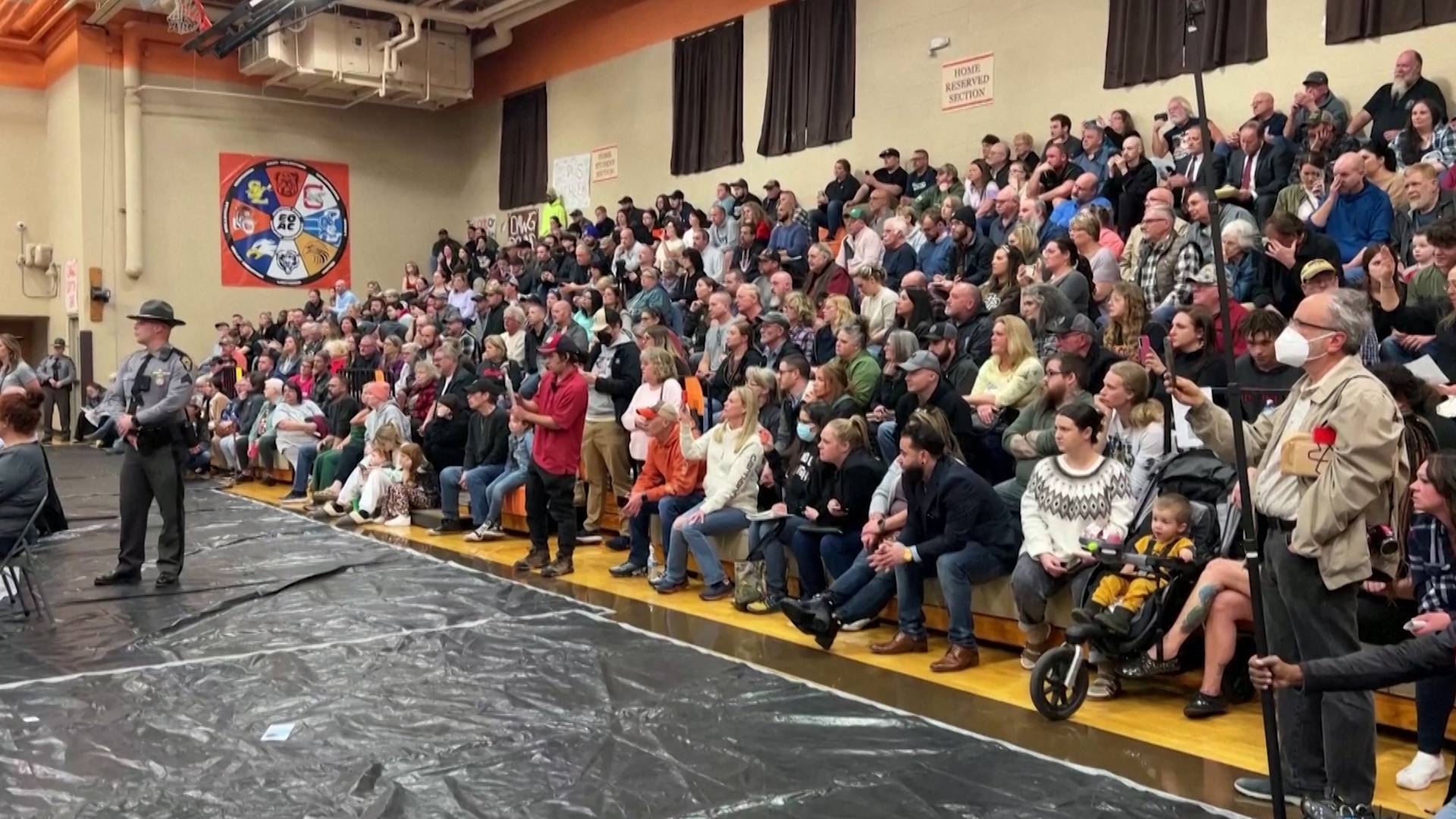 Norfolk Southern Skips Public Meeting on Toxic Train Derailment in Ohio ...