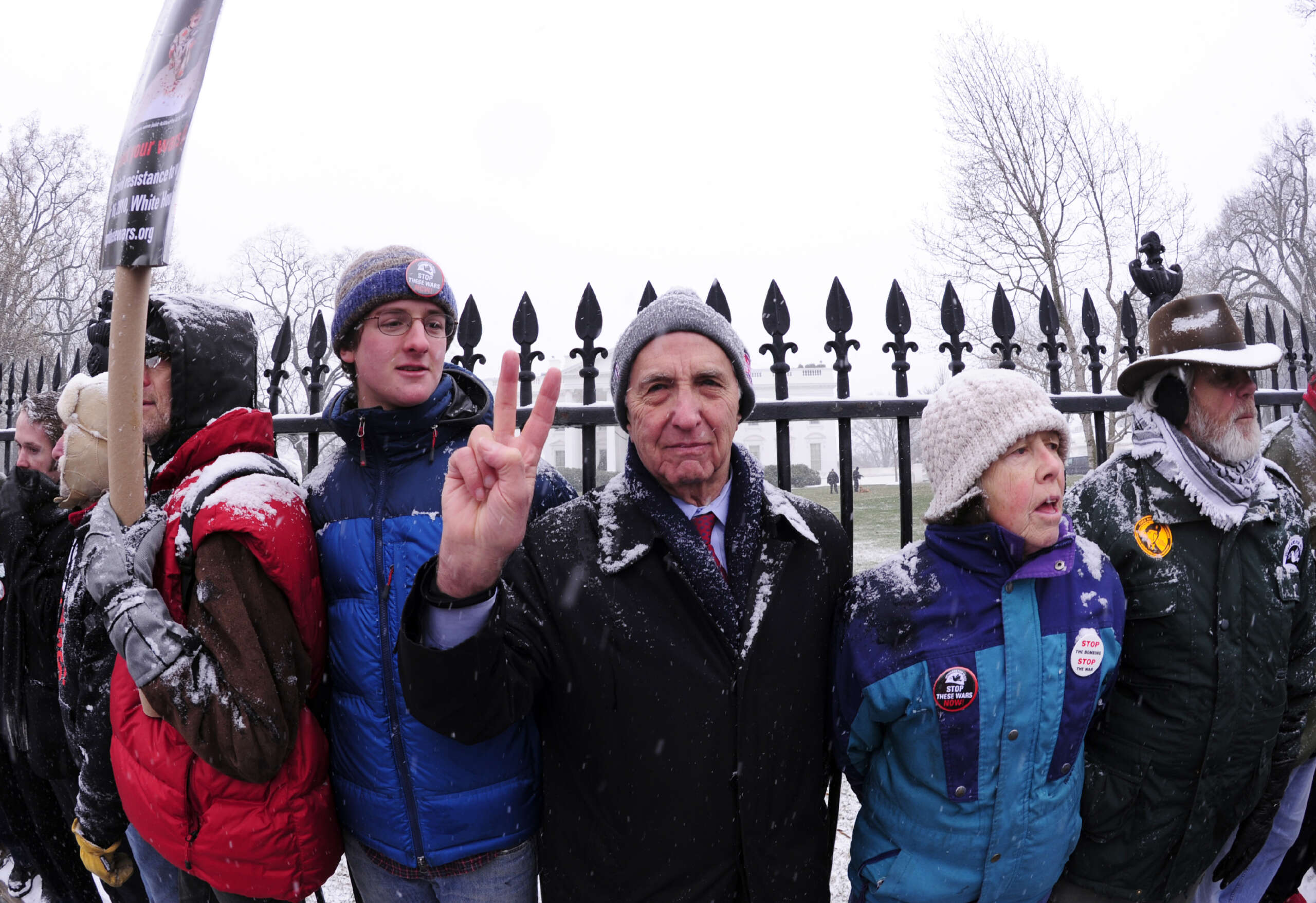 Daniel Ellsberg Is Calling on All of Us to Work to Avert Nuclear War ...