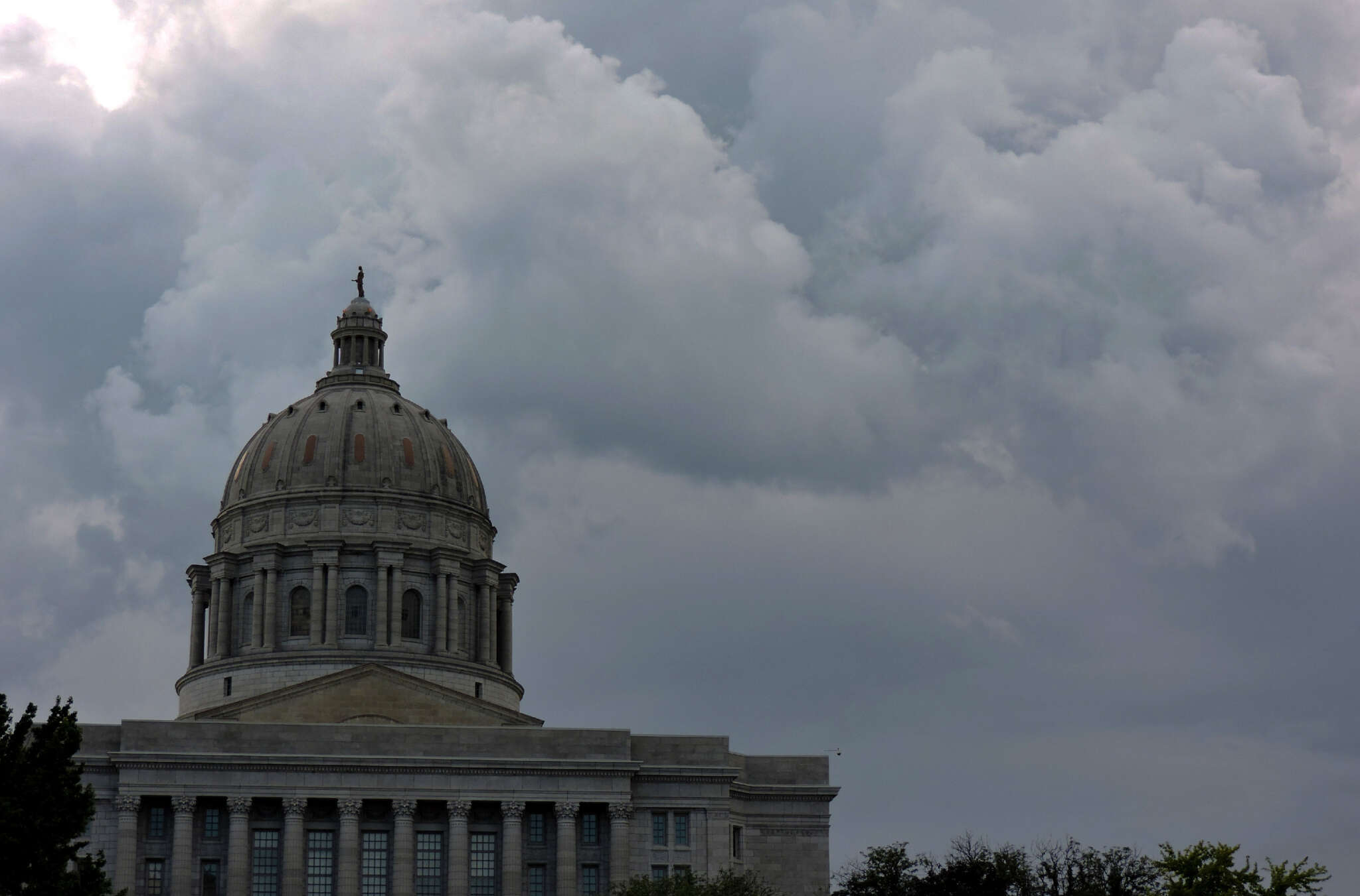 “Nakedly Unconstitutional”: Missouri AG Limits Trans Health Care for All Ages | Truthout