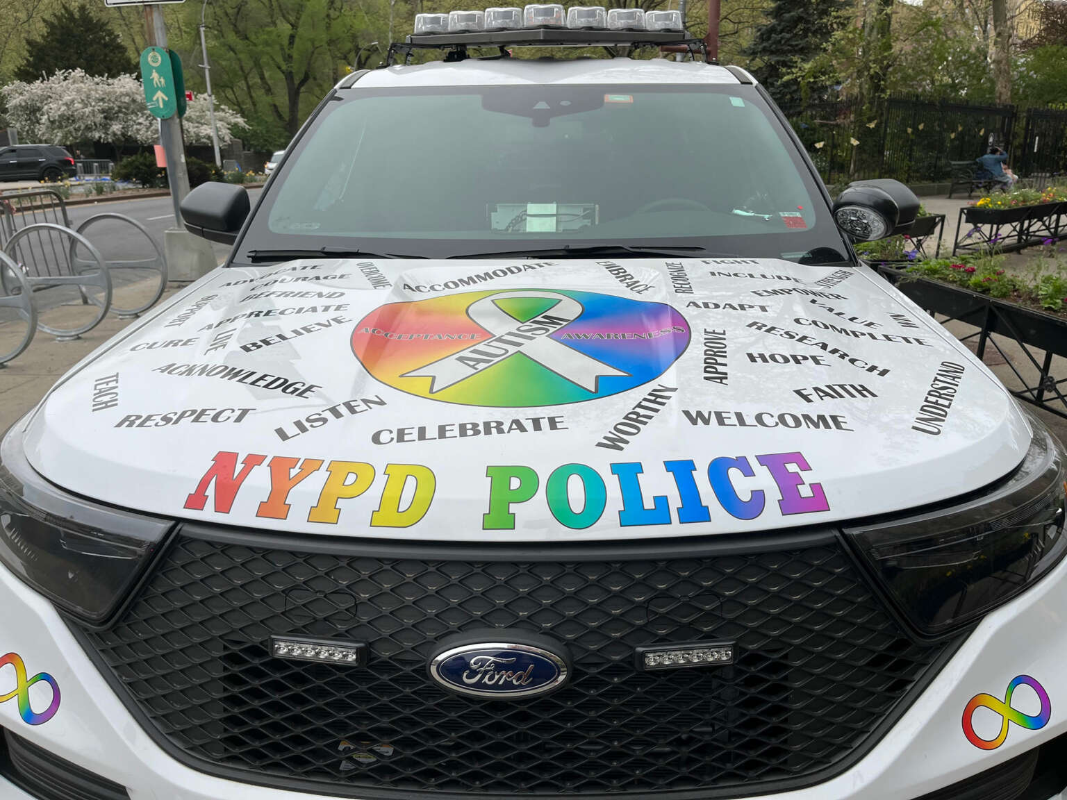 NYPD’s “Autism Awareness” Squad Car Is Nothing But a Publicity Stunt ...