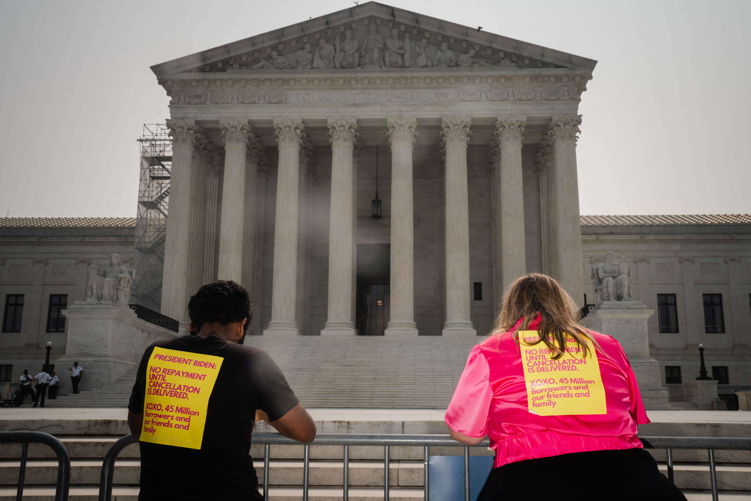 Supreme Court Kills Student Debt Relief, 1 Day After Slashing ...