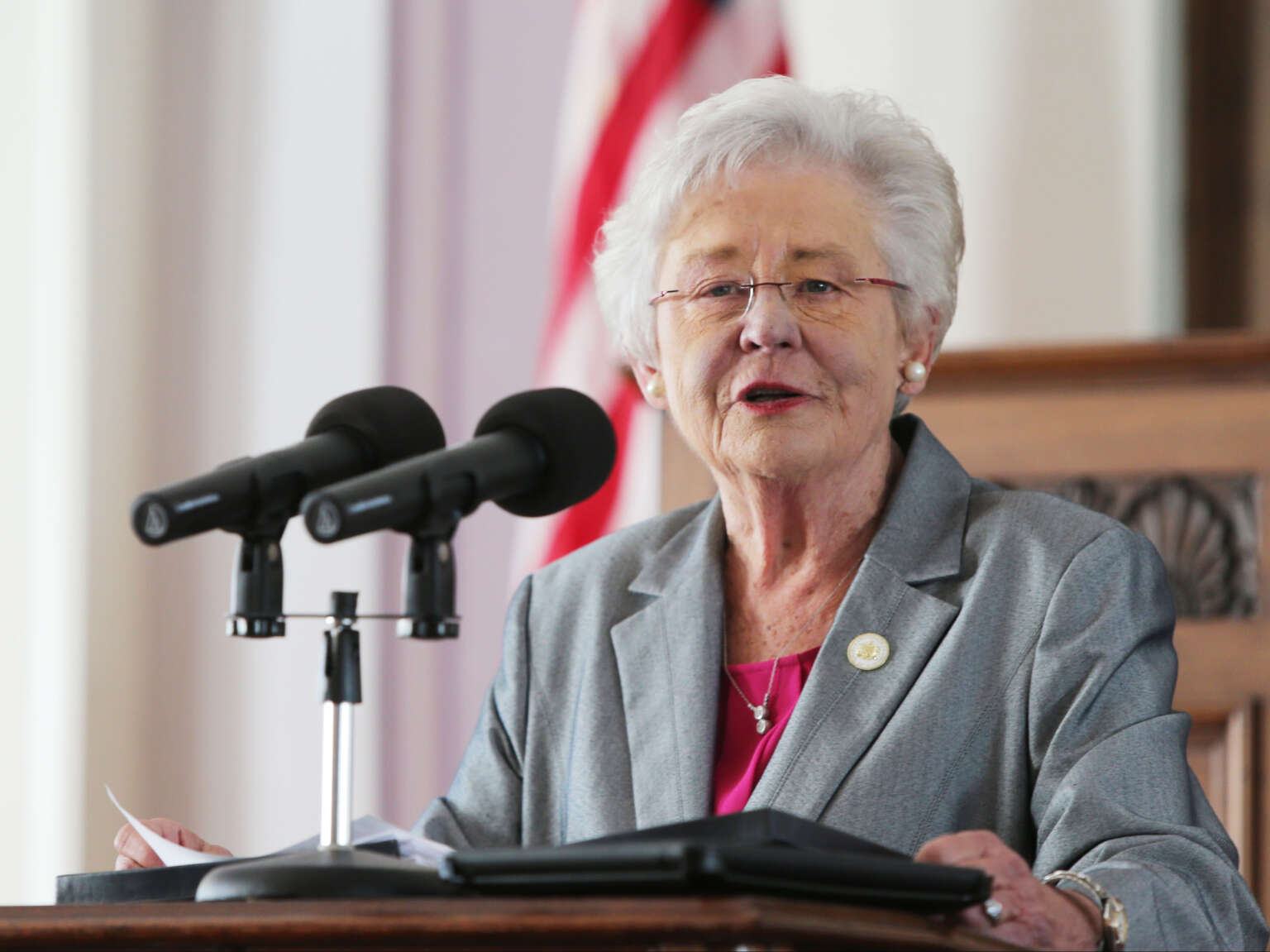 Gov Kay Ivey Seemingly Praises New Congressional Map Defying SCOTUS gov-kay-ivey-seemingly-praises-new-congressional-map-defying-scotus