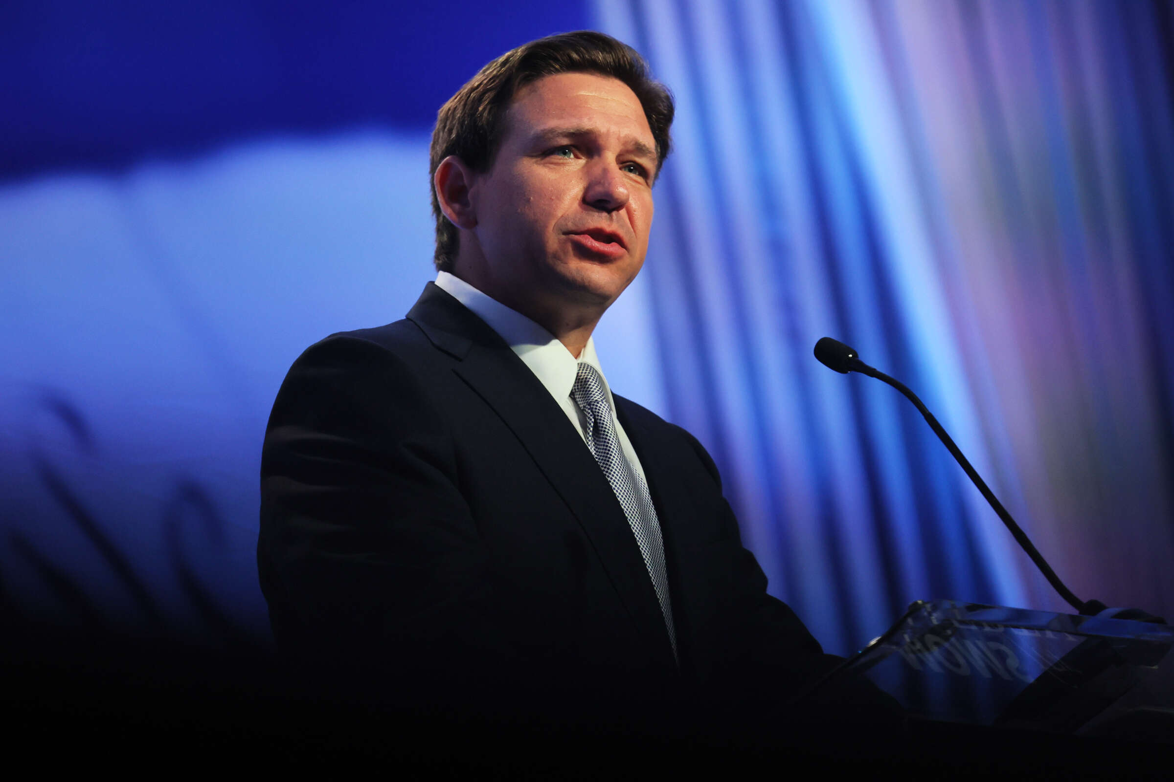 DeSantis’s New Anti-LGBTQ+ Ad Draws Concern Among Gay and Trans ...