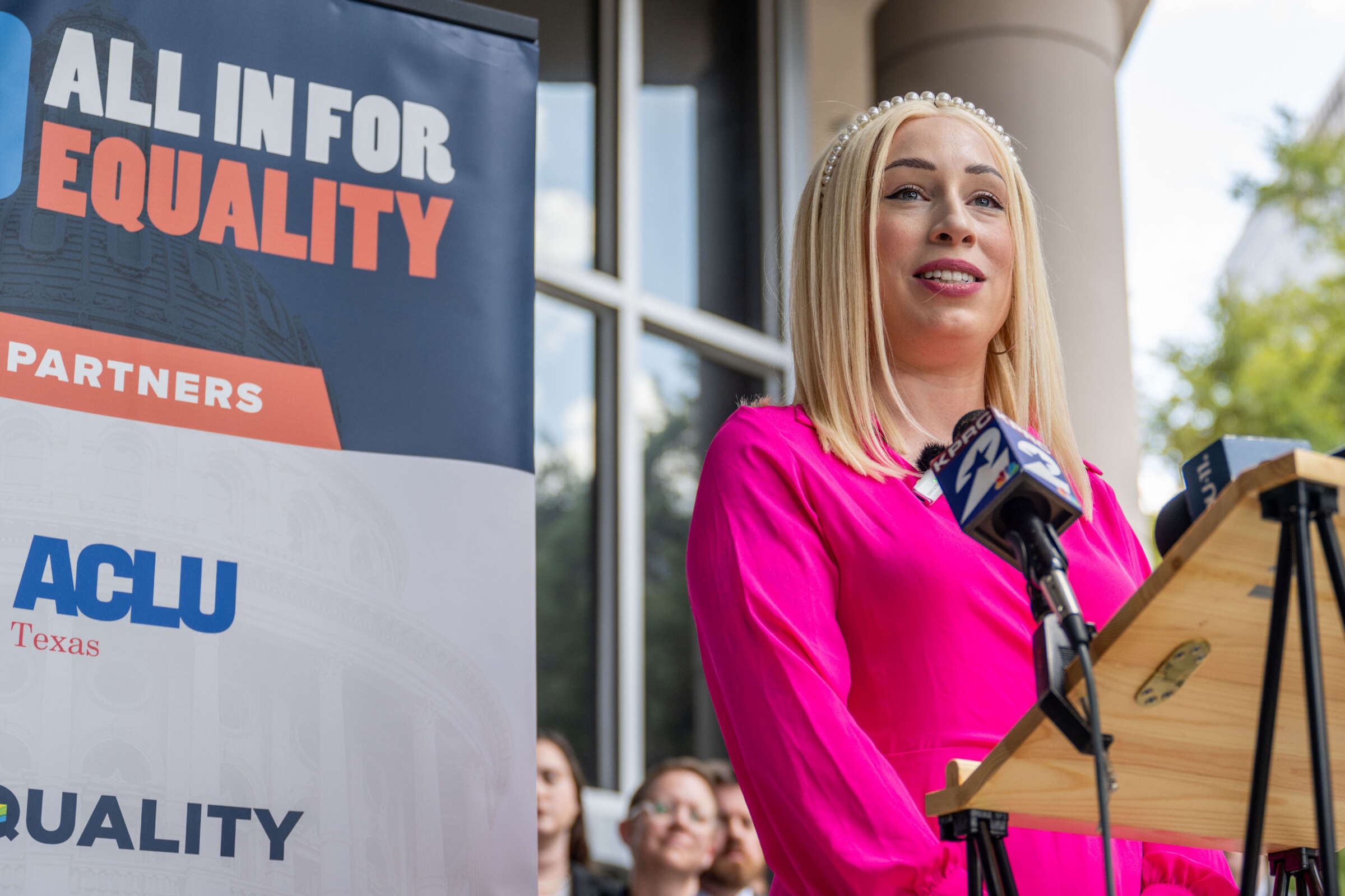 Judge Blocks Texas’s Anti-Drag Show Law, Citing First Amendment Speech Rights | Truthout