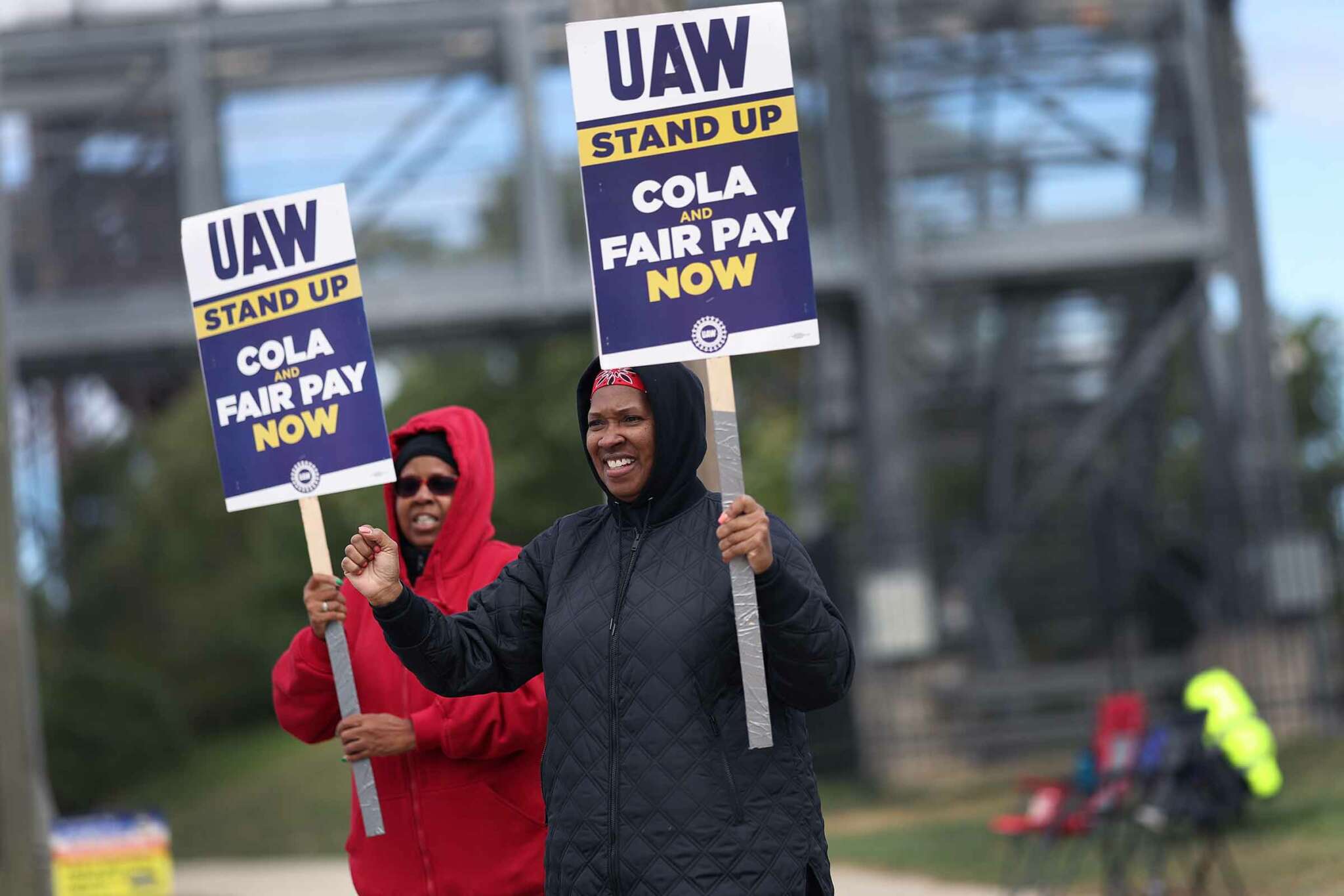 UAW Expands Strike as Nearly 7,000 Walk Out of Stellantis’s Largest ...