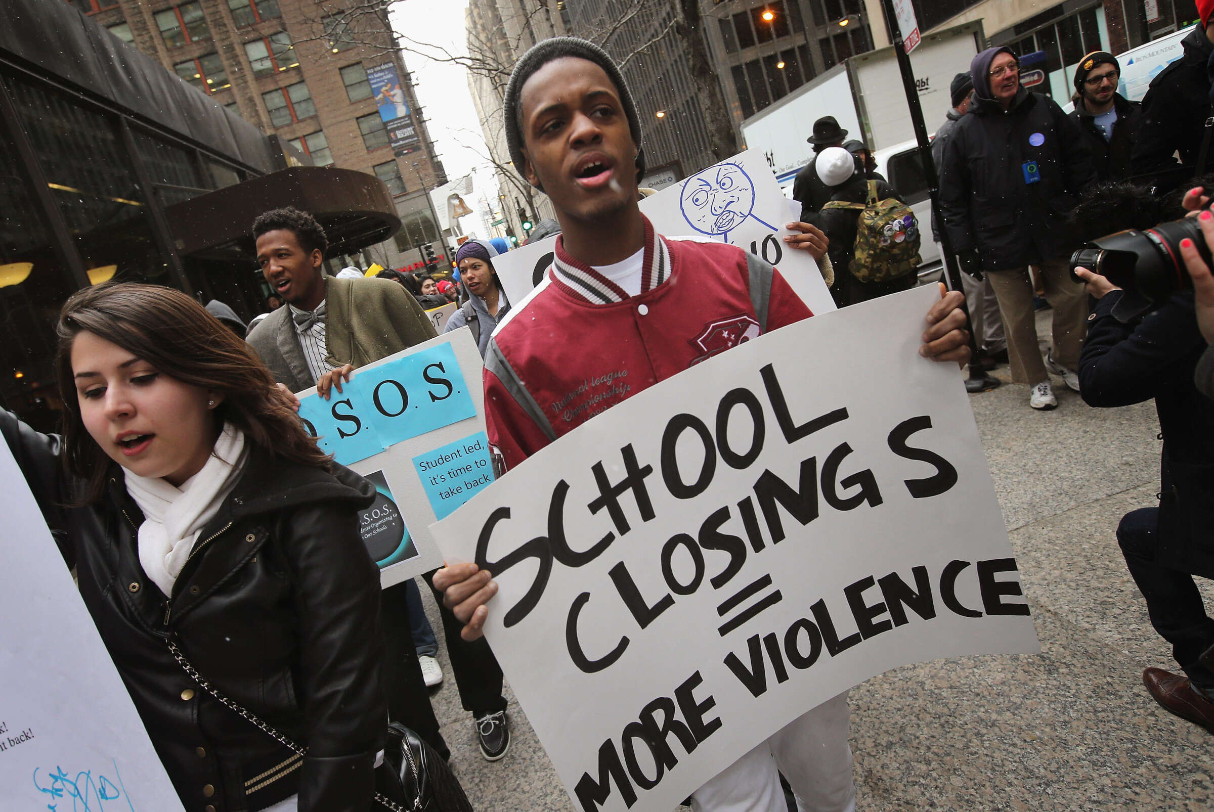 Chicago Gangs Emerge From Deprivation. To End the Violence, End the ...
