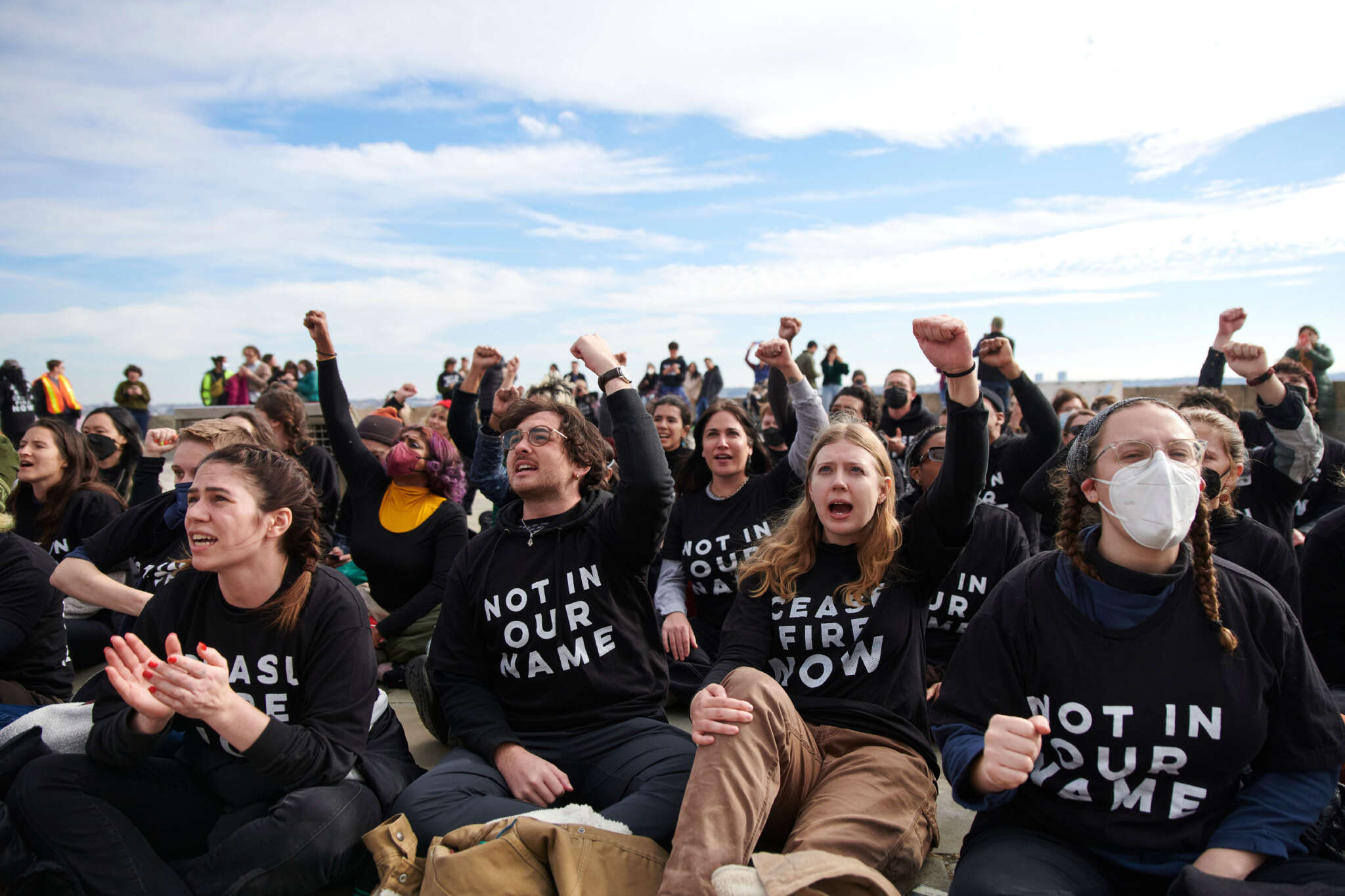 Jewish Voice for Peace Takes Over Statue of Liberty in Protest for ...
