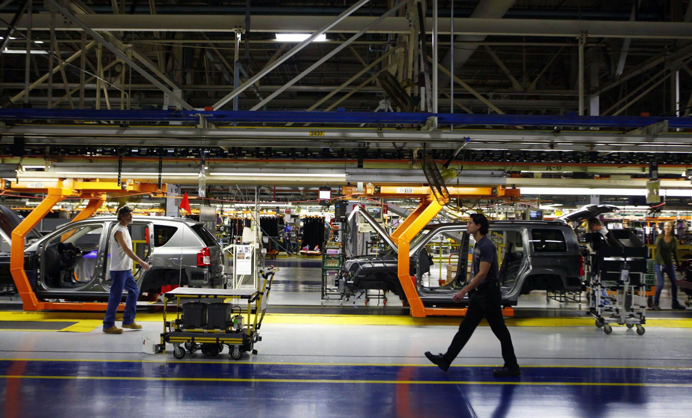 Stellantis Layoffs Underscore Why Workers Should Self-Organize | Truthout