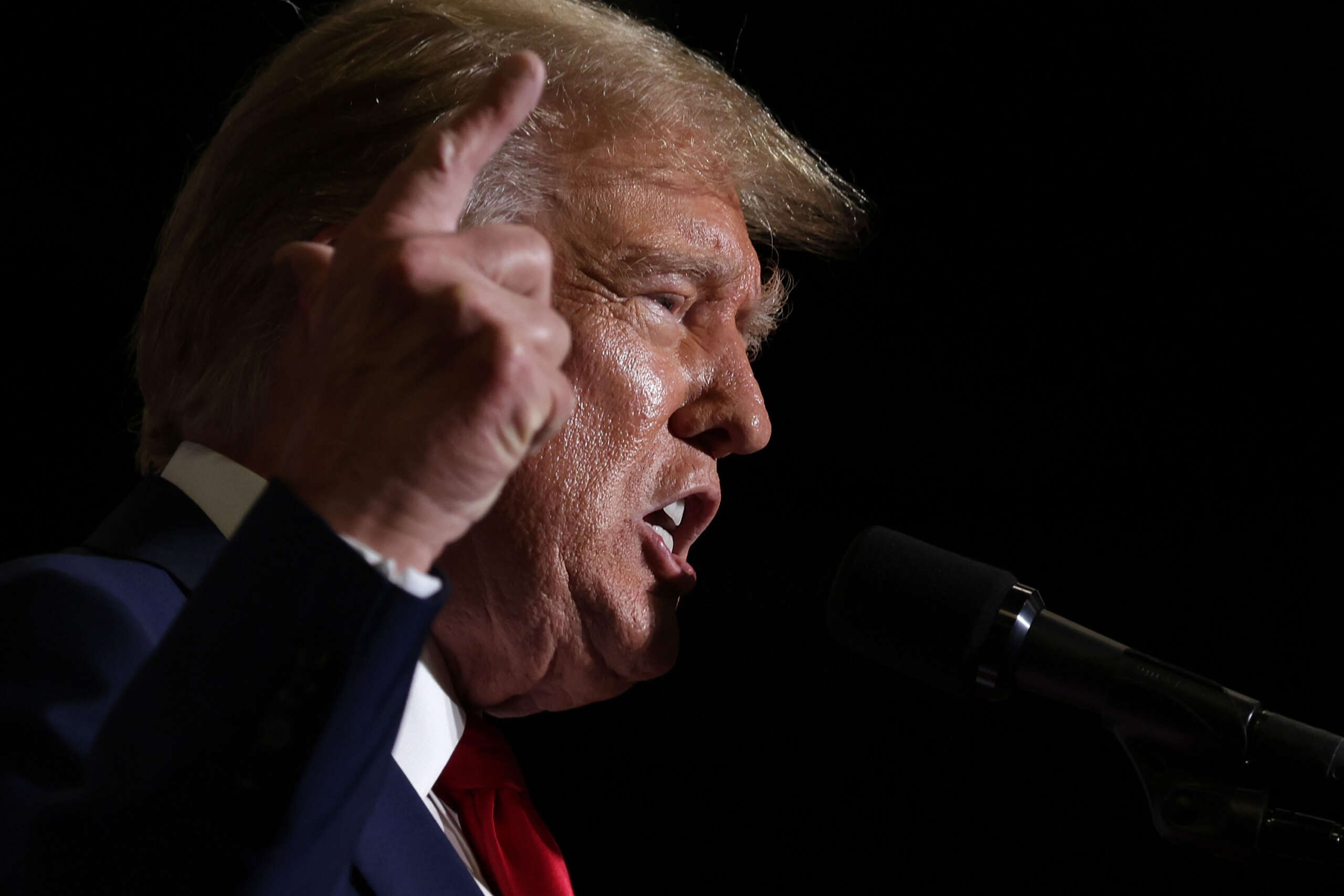 Data Disproves Right-Wing Talking Points About Migrant Crime | Truthout