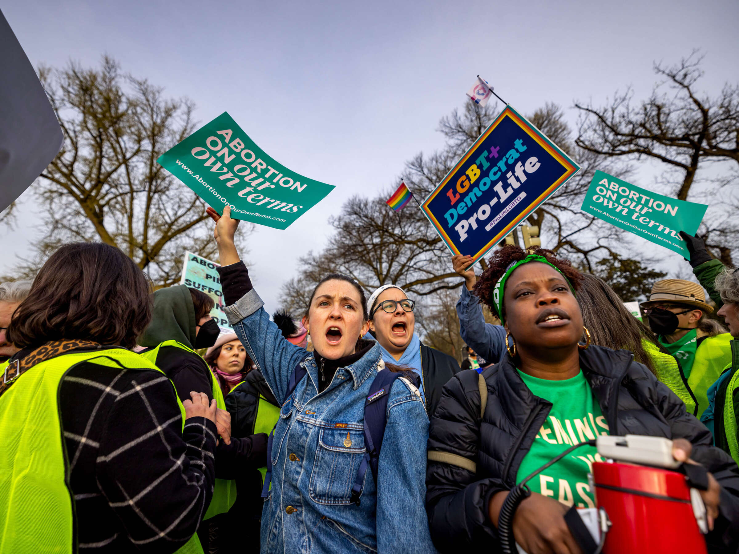 Far Right Billionaires Are Waging a War to Capture State Courts | Truthout