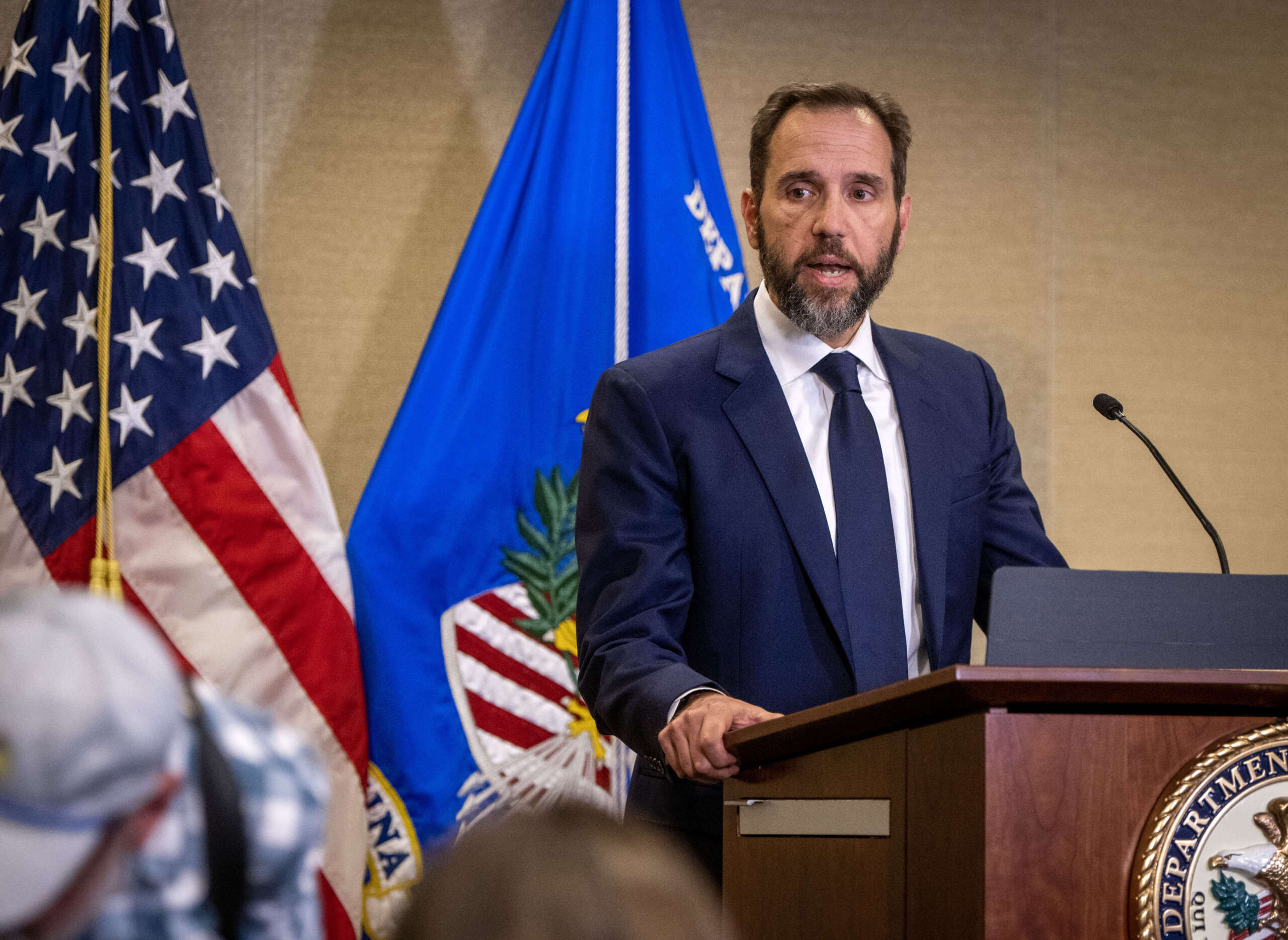 Trump-Appointed Judge Dismisses Trump’s Classified Documents Case ...