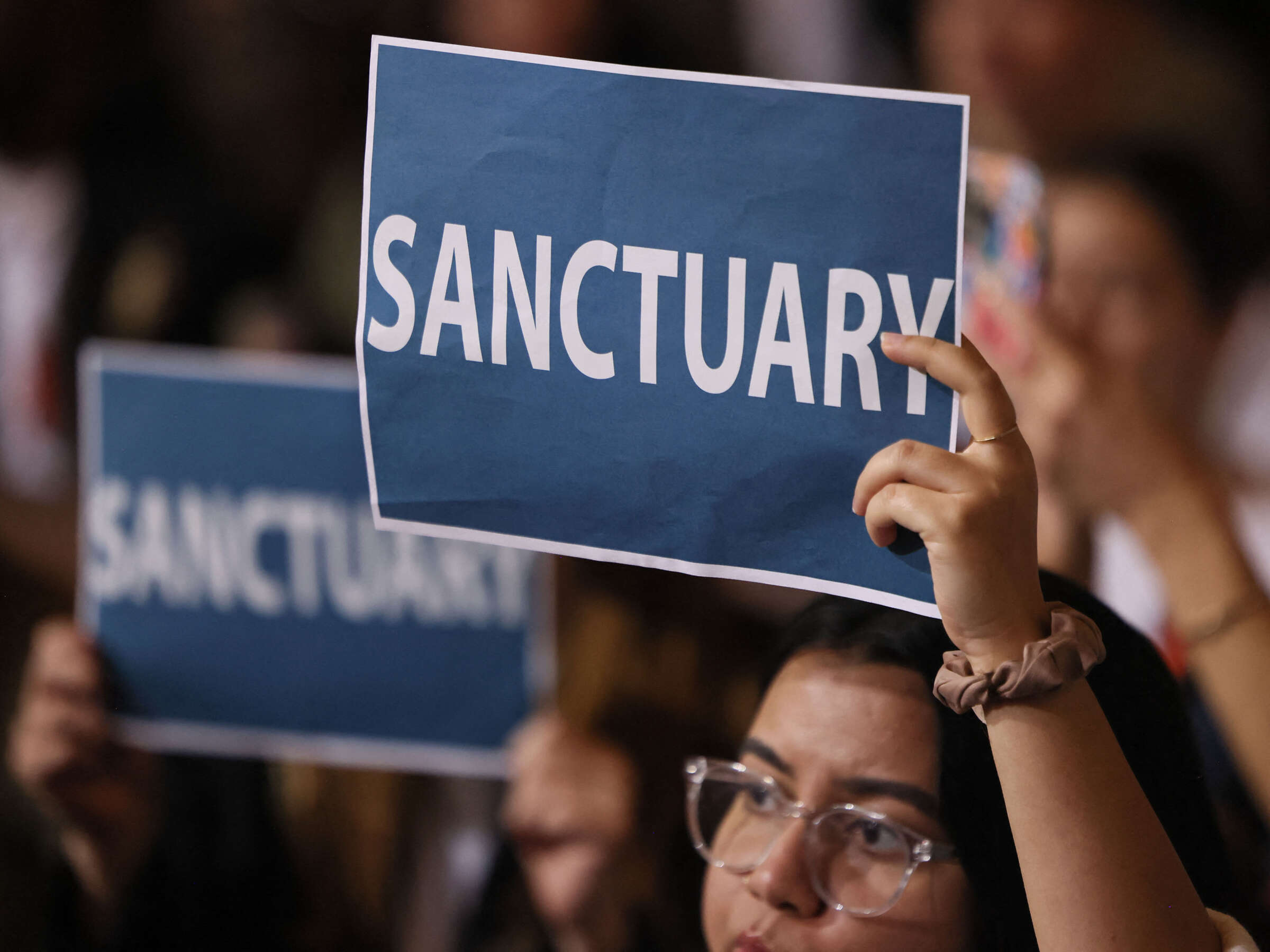 Police in Many “Sanctuary Cities” Have Repeatedly Collaborated With ICE ...