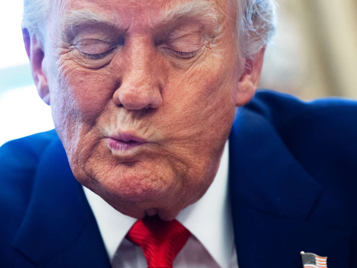 Trump Backs House GOP Bill Slashing $1 Trillion From Medicaid and Food ...