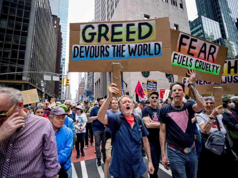 Trump Threatens Comcast After Seth Meyers Makes Jokes About Him | Truthout