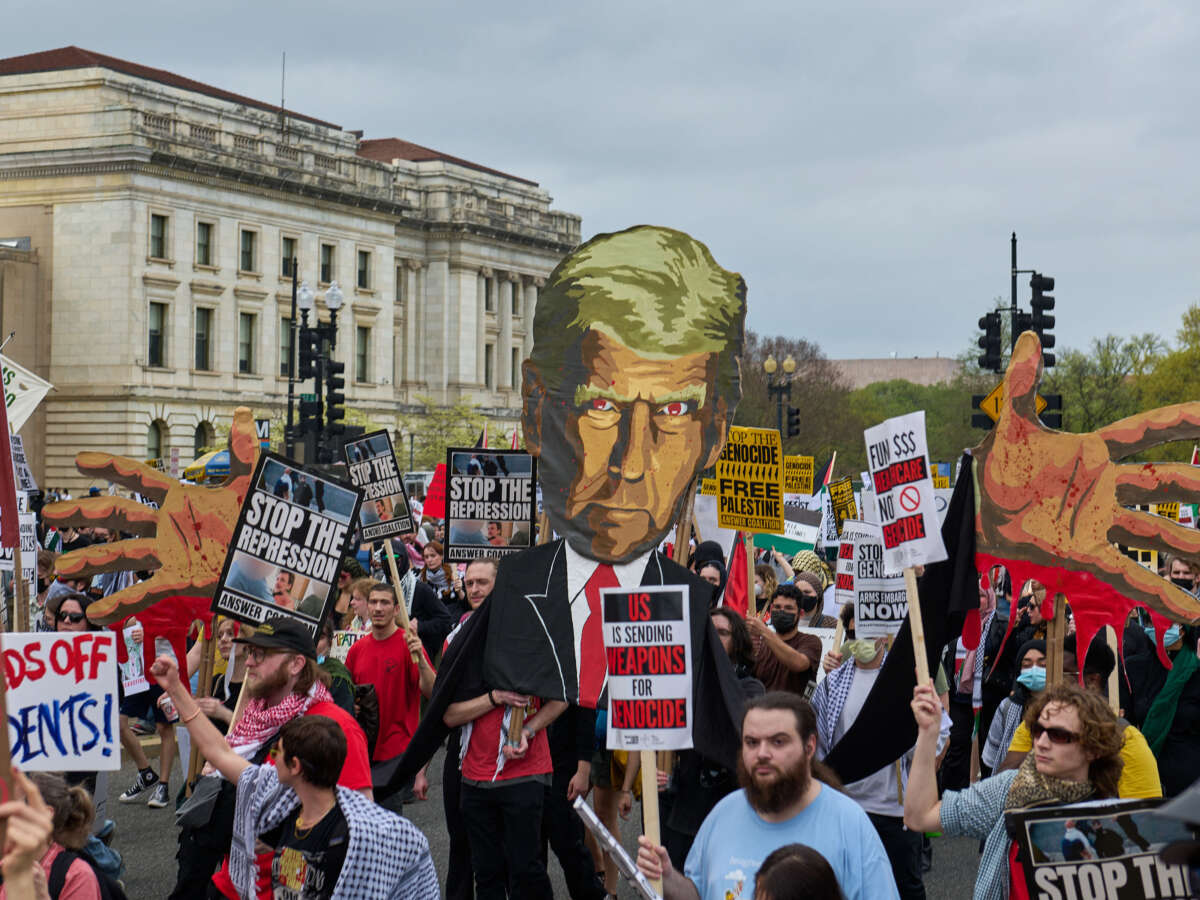 Trump in the White House: An Interview With Noam Chomsky | Truthout