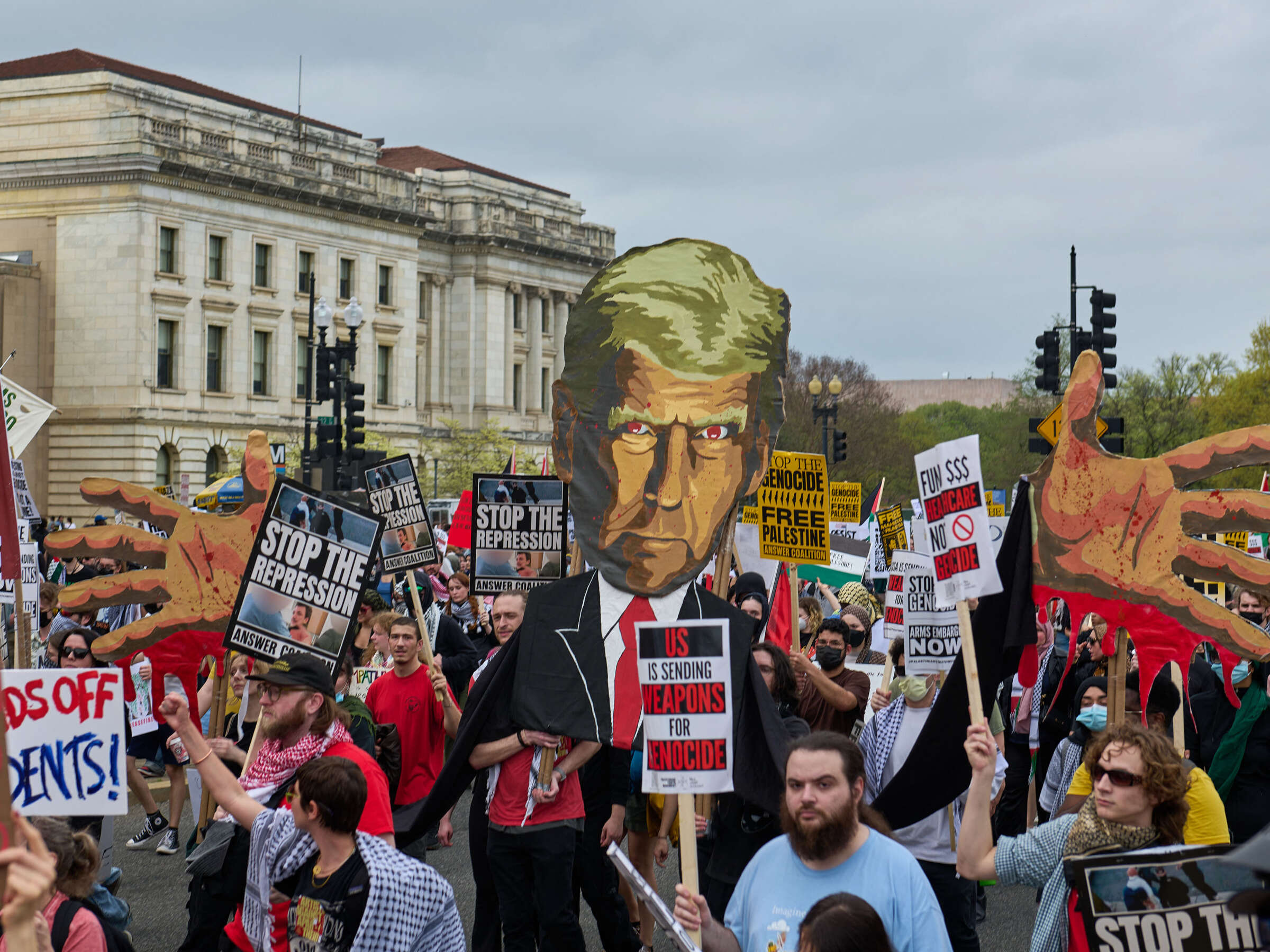 Trump Admin Bypasses Congress to Send Israel $4B as It Blocks Aid Into ...