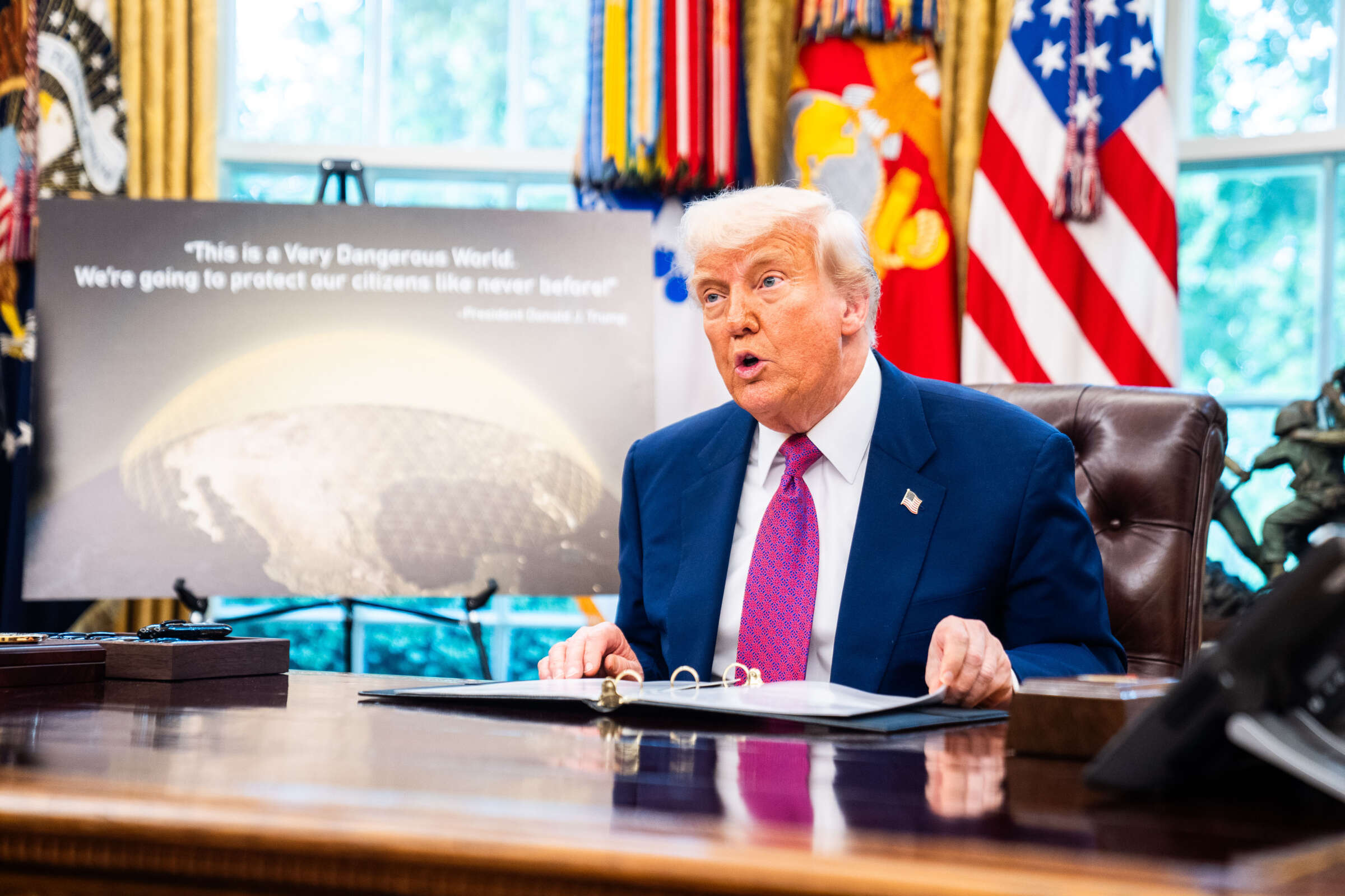Elon Musk’s SpaceX Among Bidders to Build Trump’s $175 Billion “Golden ...