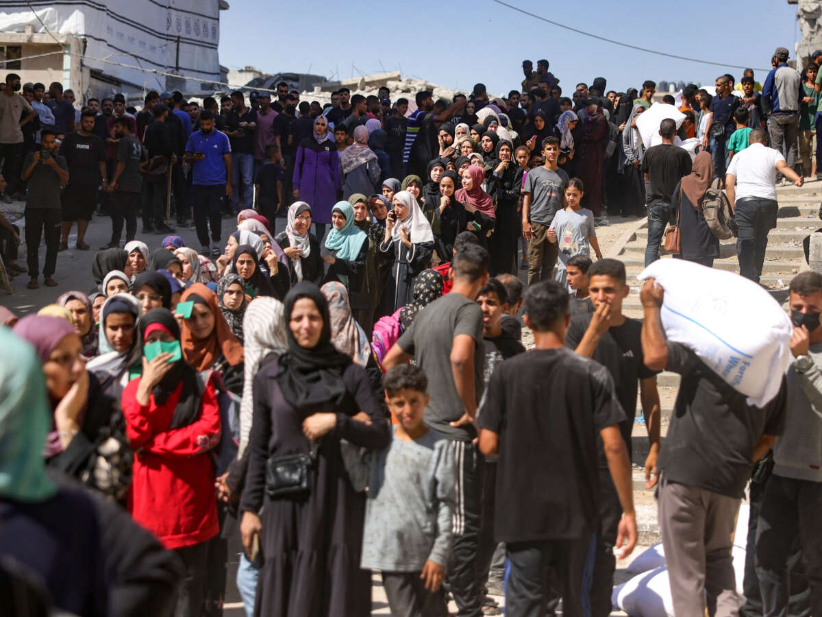 Israeli Minister Says Israel Plans to Confine Palestinians in Gaza to a ...