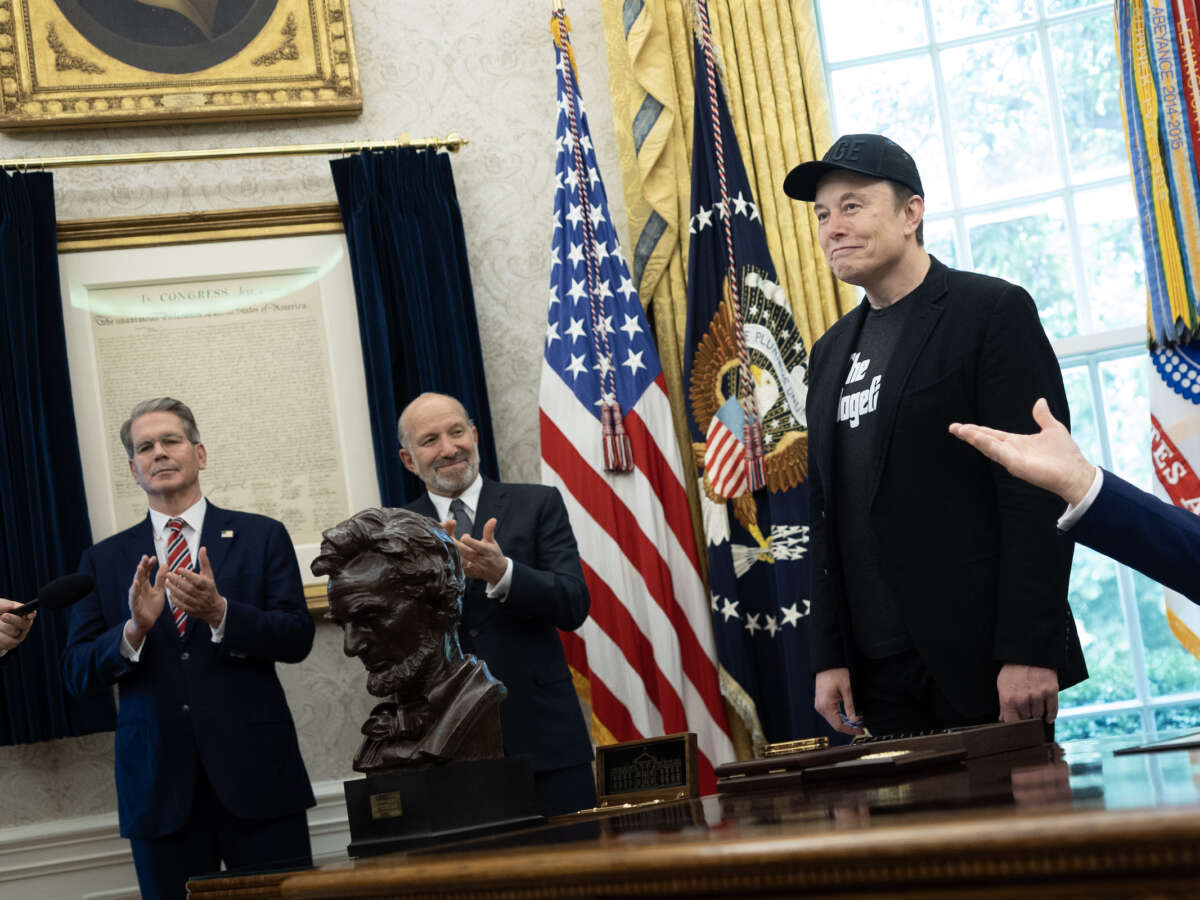 Elon Musk Wants $1 Trillion to Build a “Robot Army” at Tesla | Truthout