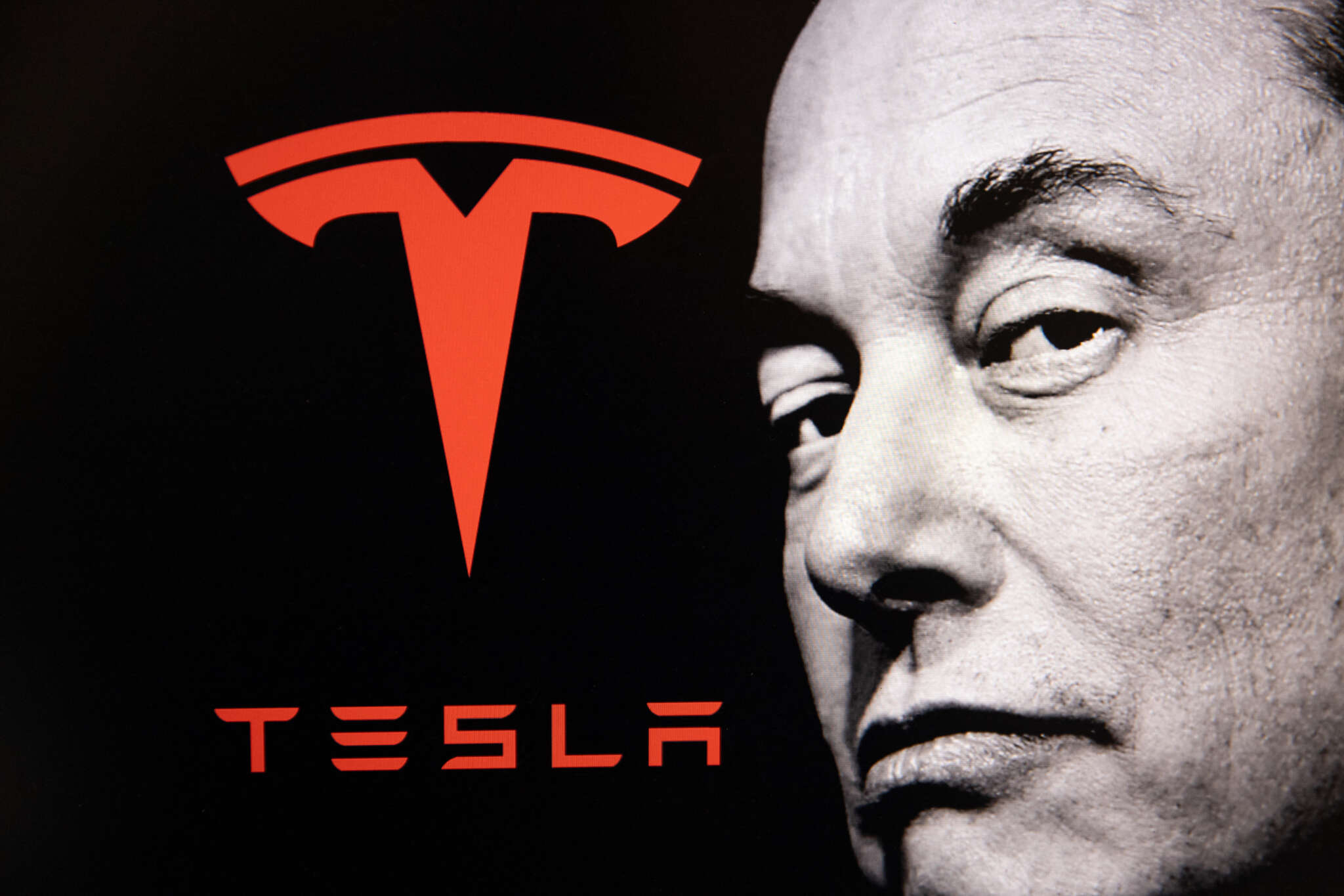 Elon Musk Wants $1 Trillion to Build a “Robot Army” at Tesla | Truthout
