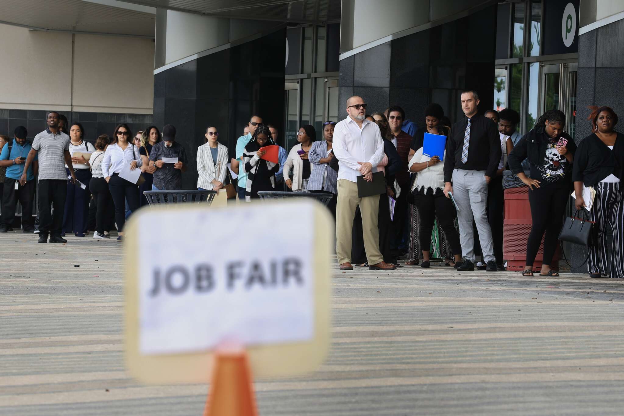 Layoffs in 2025 Second-Highest Since 2009 in Potential Sign of Looming ...