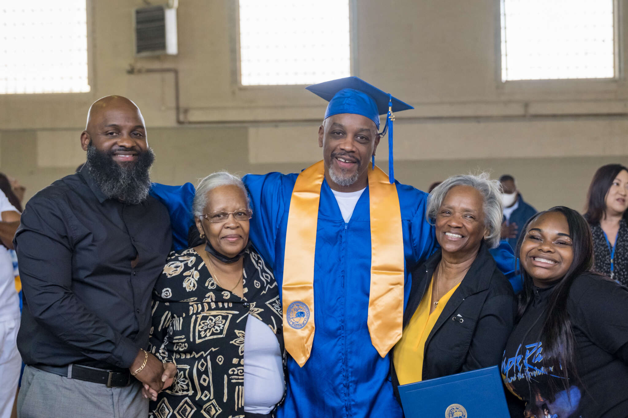 In Prison, Holding Handwritten Cards Is a Rare Joy. Illinois Is Taking ...