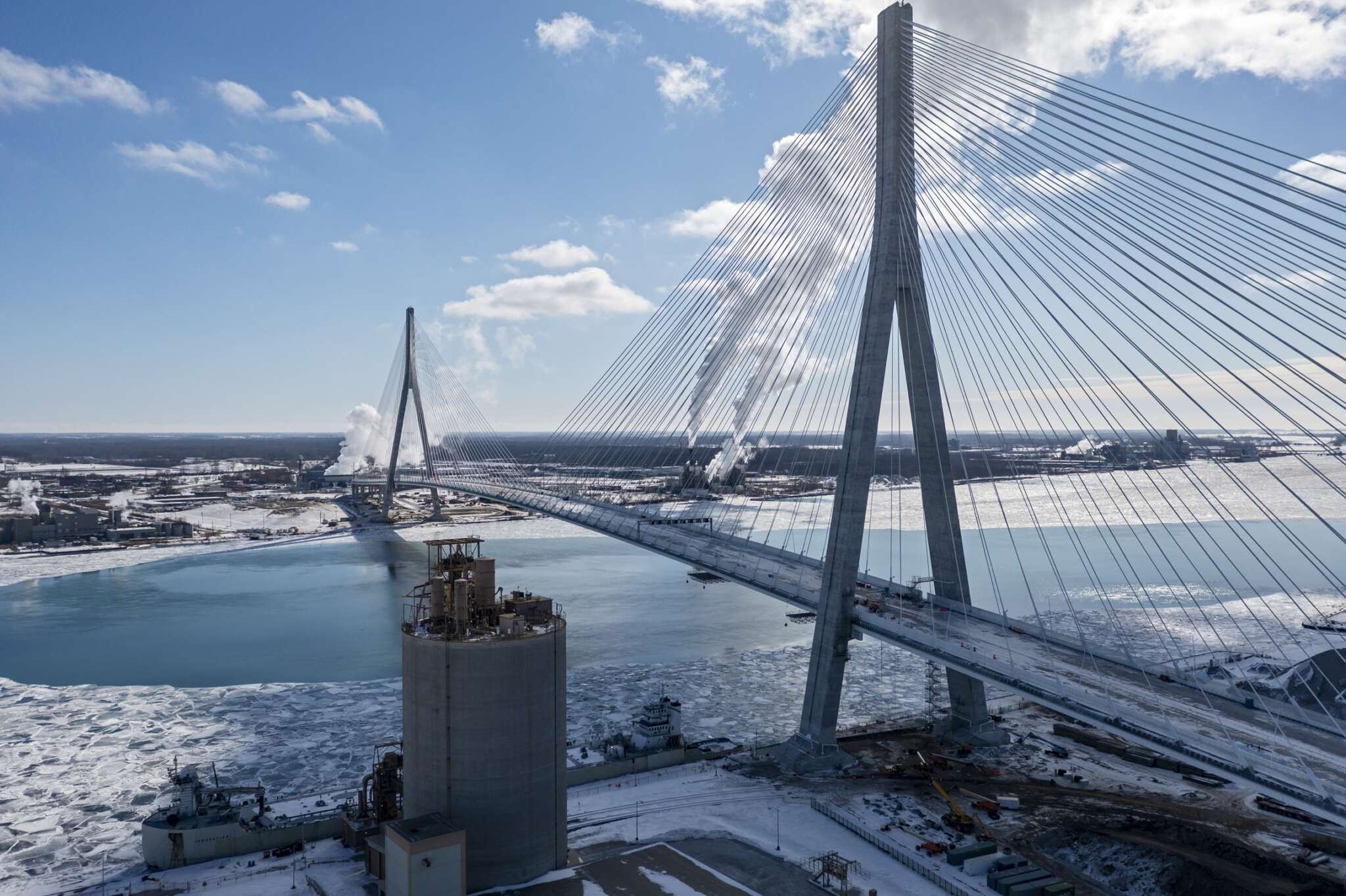Trump Threatens to Close Newly Built Canada-US Bridge Following GOP ...