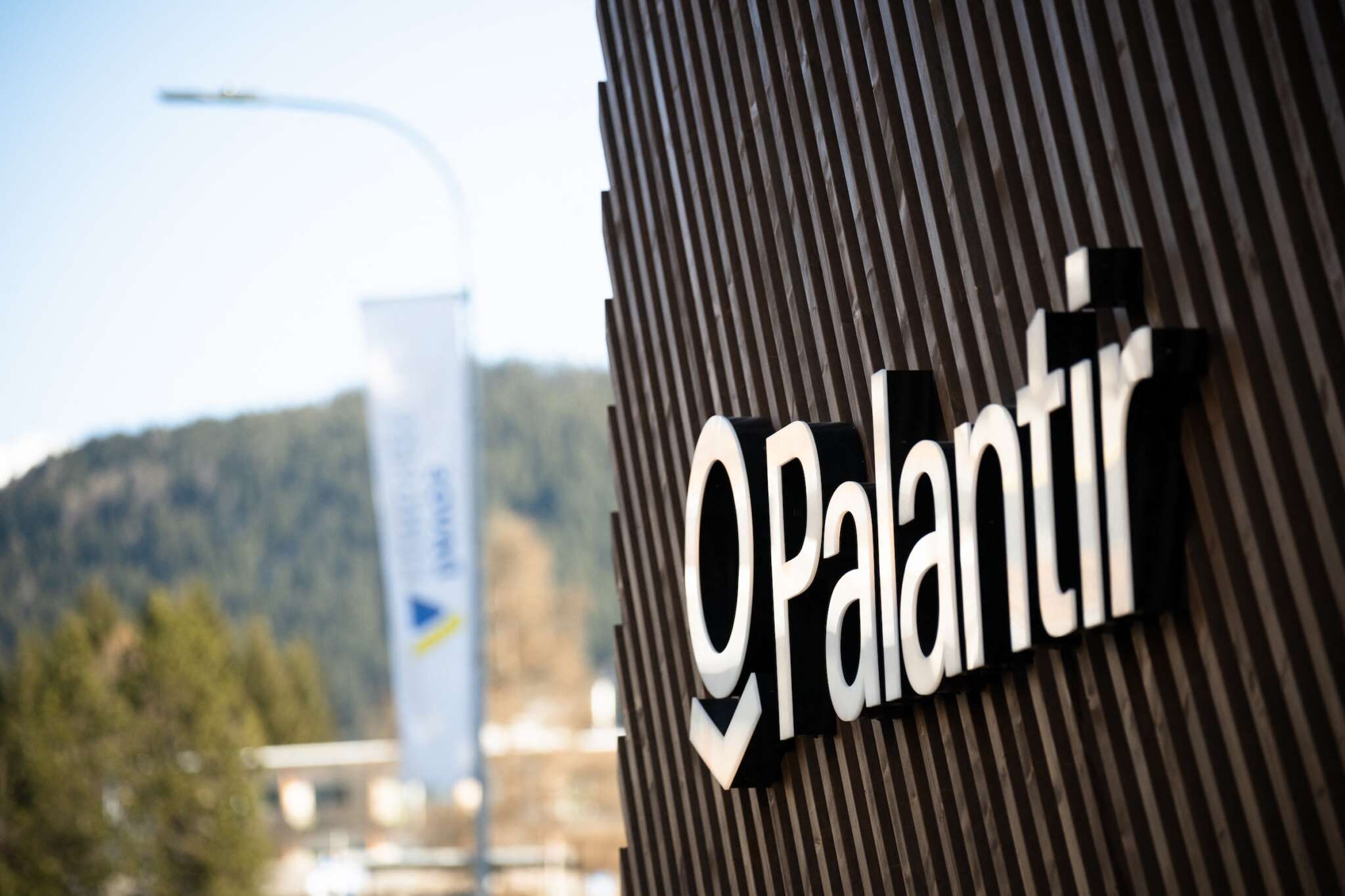 Palantir Posts Manifesto Lamenting Post-War “Neutering” of Nazi Germany ...