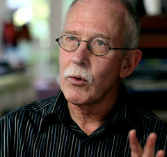 Truthout Contributor David Bacon on His New Book, "Illegal People"