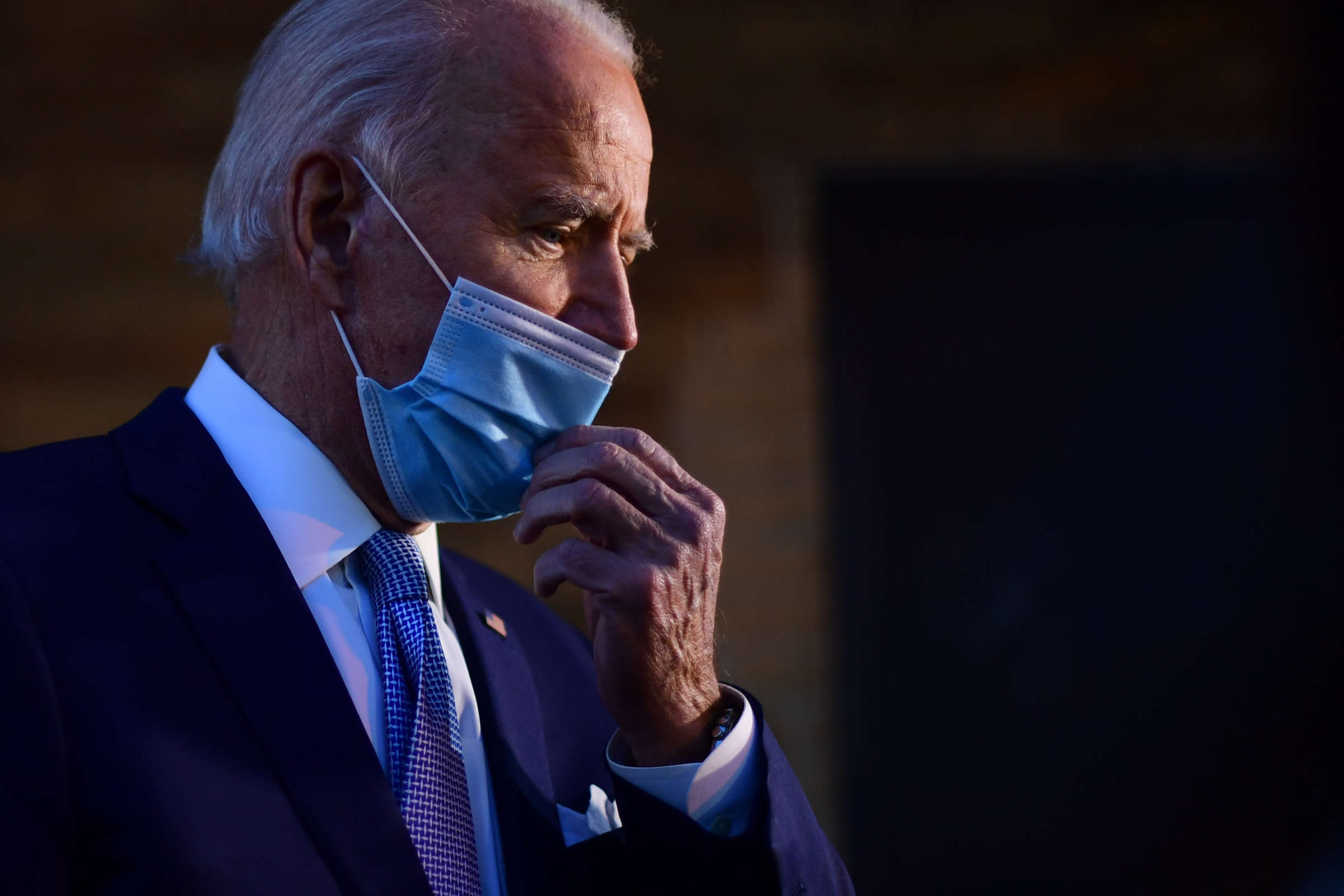 Biden Hires Fauci and Asks US to Wear Masks for His First 100 Days in ...