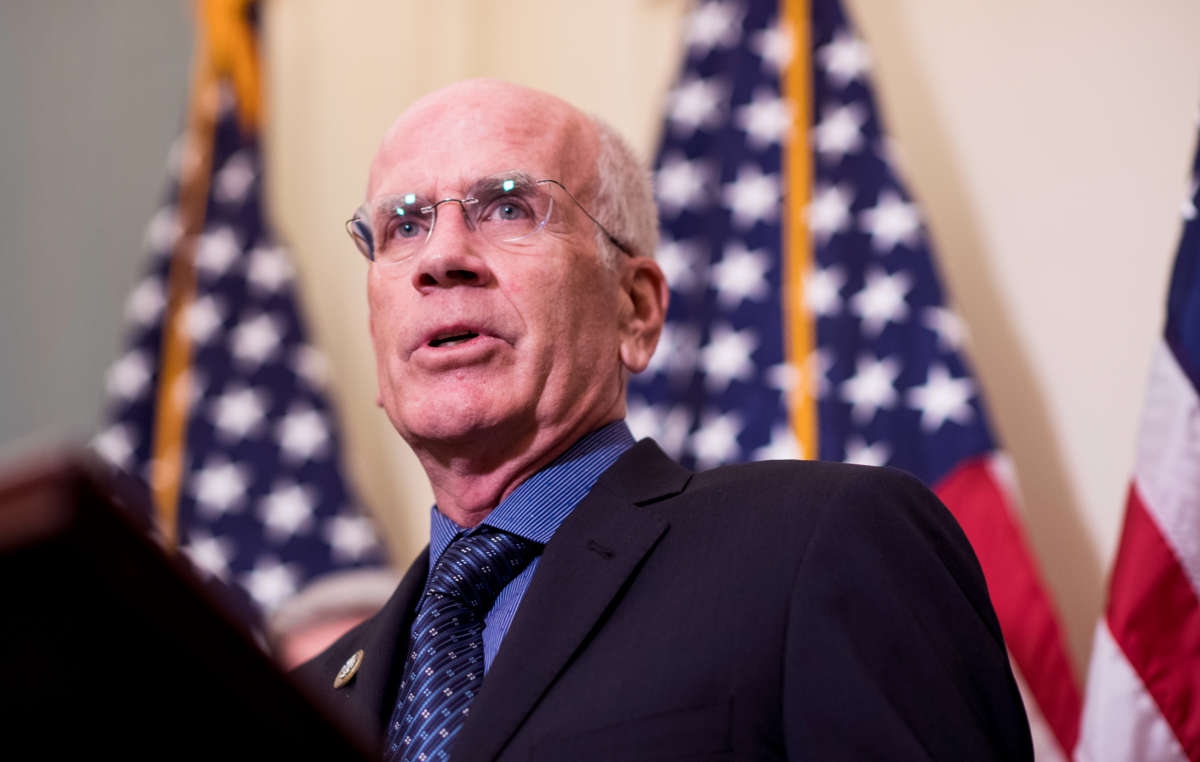 Bernie Sanders Endorses Peter Welch of Vermont for US Senate