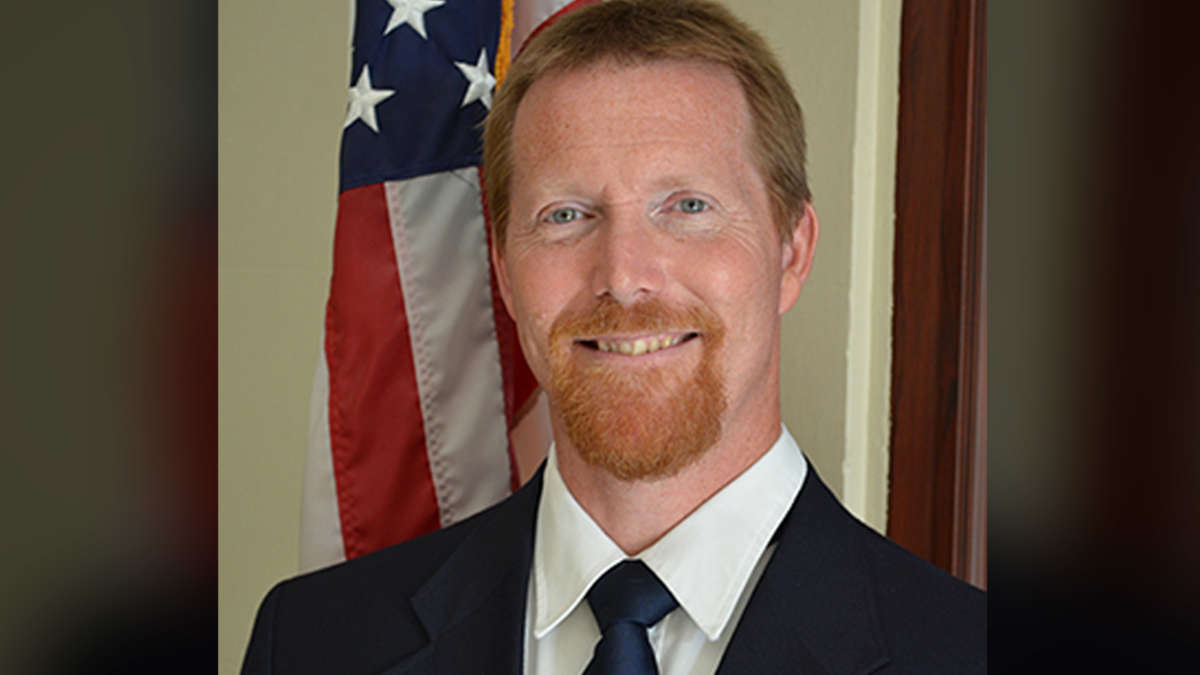 GOP Candidate With Violent Past Has Said Gay People Are "Worthy of Death"